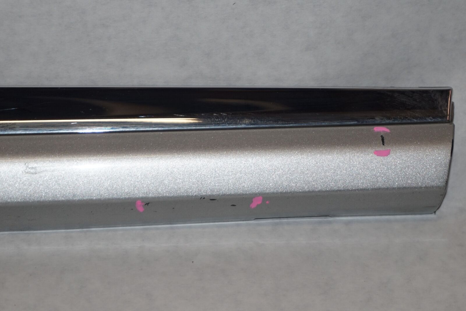 LEXUS LS460 DOOR MOLDING RIGHT FRONT 2007 2008 2009-2012