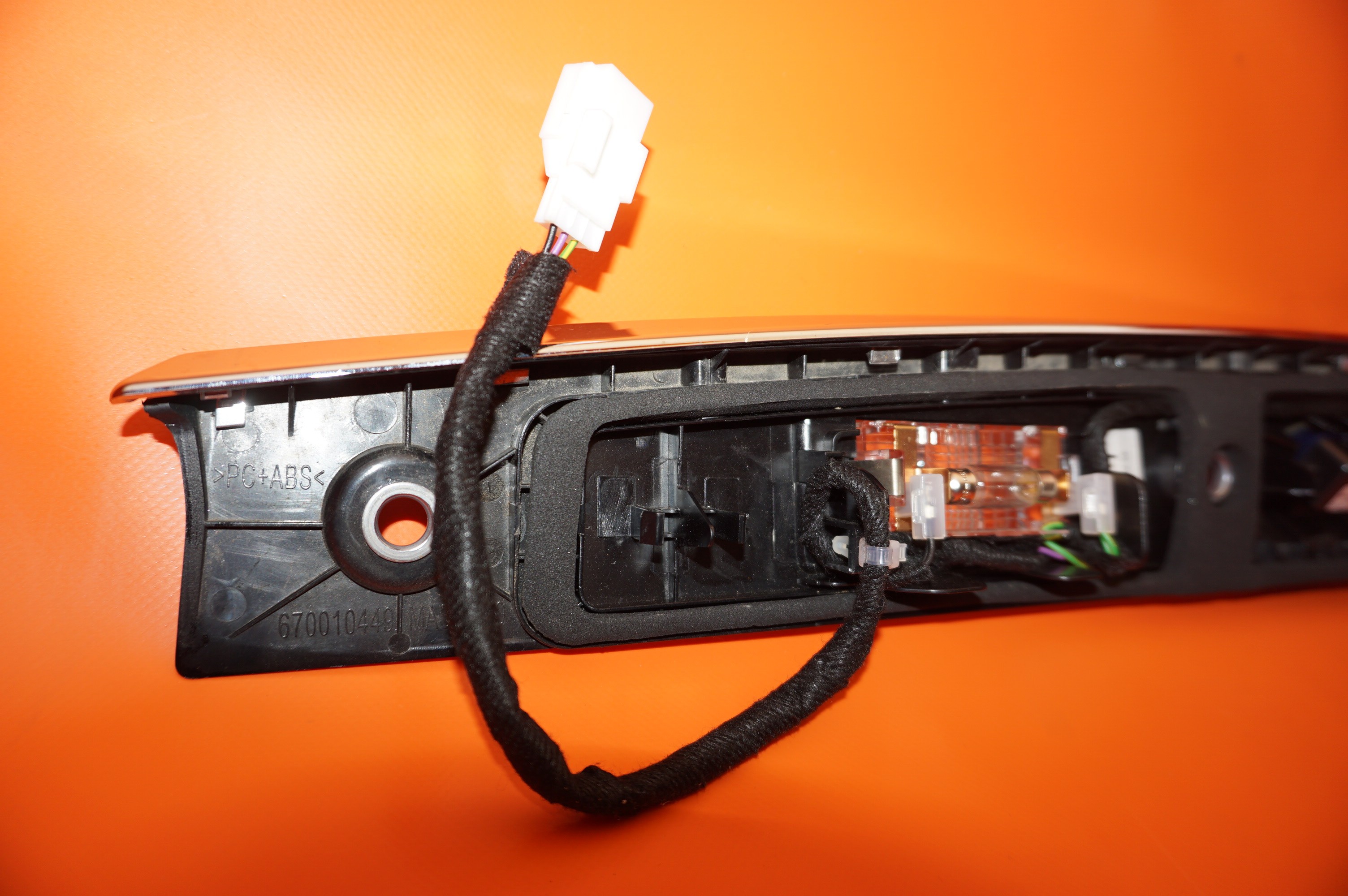 MASERATI QUATTROPORTE REAR TRUNK LID TRIM CAMERA 2014 2015 2016 2017 ...