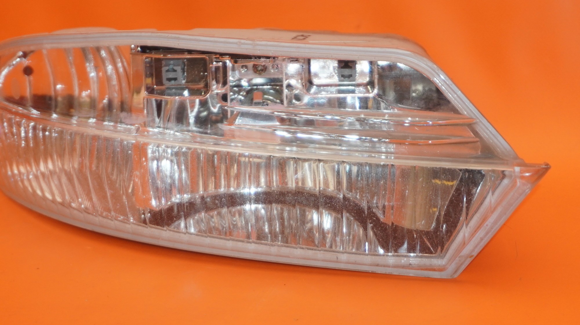 LEXUS LS430 FOG LIGHT RIGHT PASSENGER 2004 2005 2006 64694123 OEM