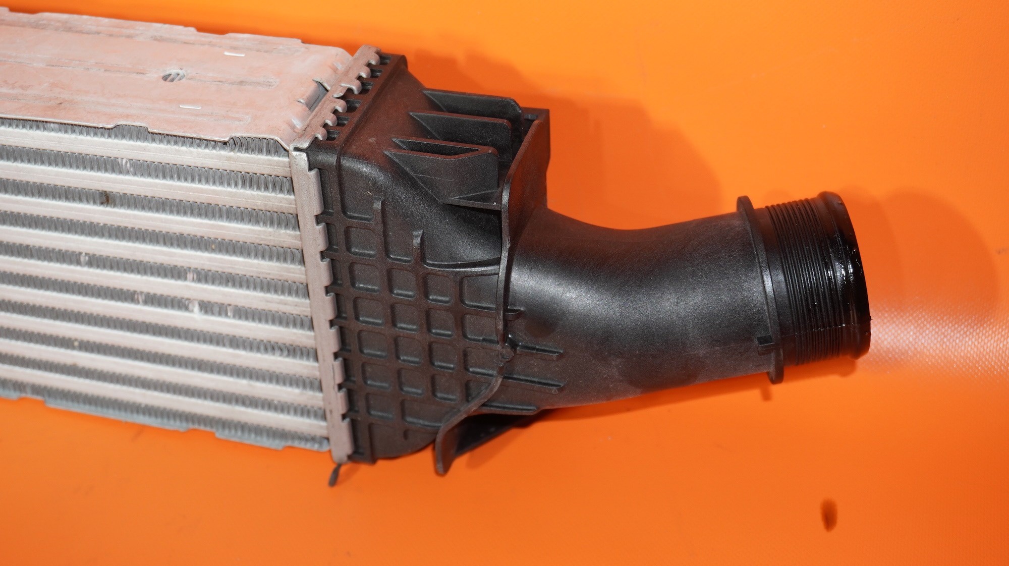 AUDI A4 INTERCOOLER 2017 2018 2019 8W0145805 2.OL OEM