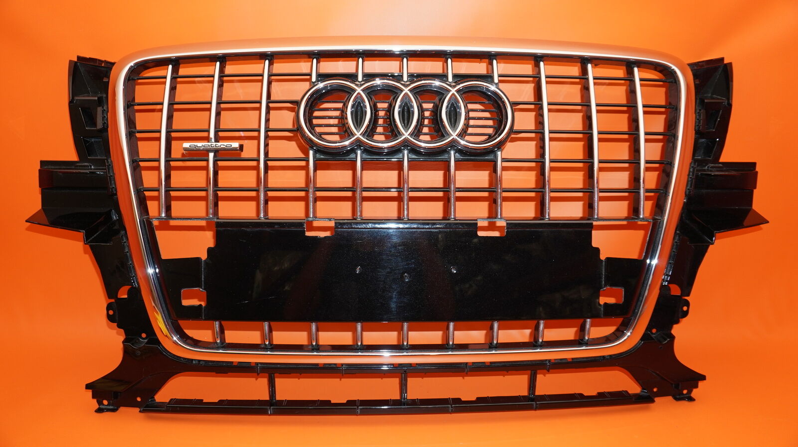 AUDI Q5 GRILLE 2009 2010 2011 2012 S-LINE GLOSSY BLACK 8R0853651B OEM