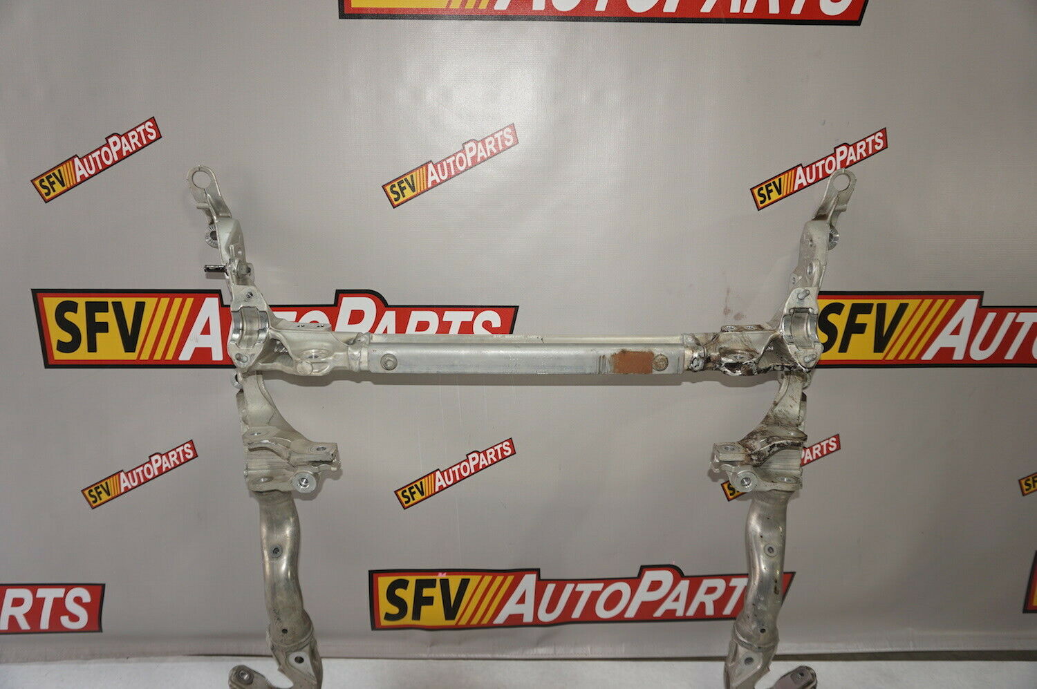 AUDI A4 A5 CROSSMEMBER FRONT SUBFRAME 2013 2014