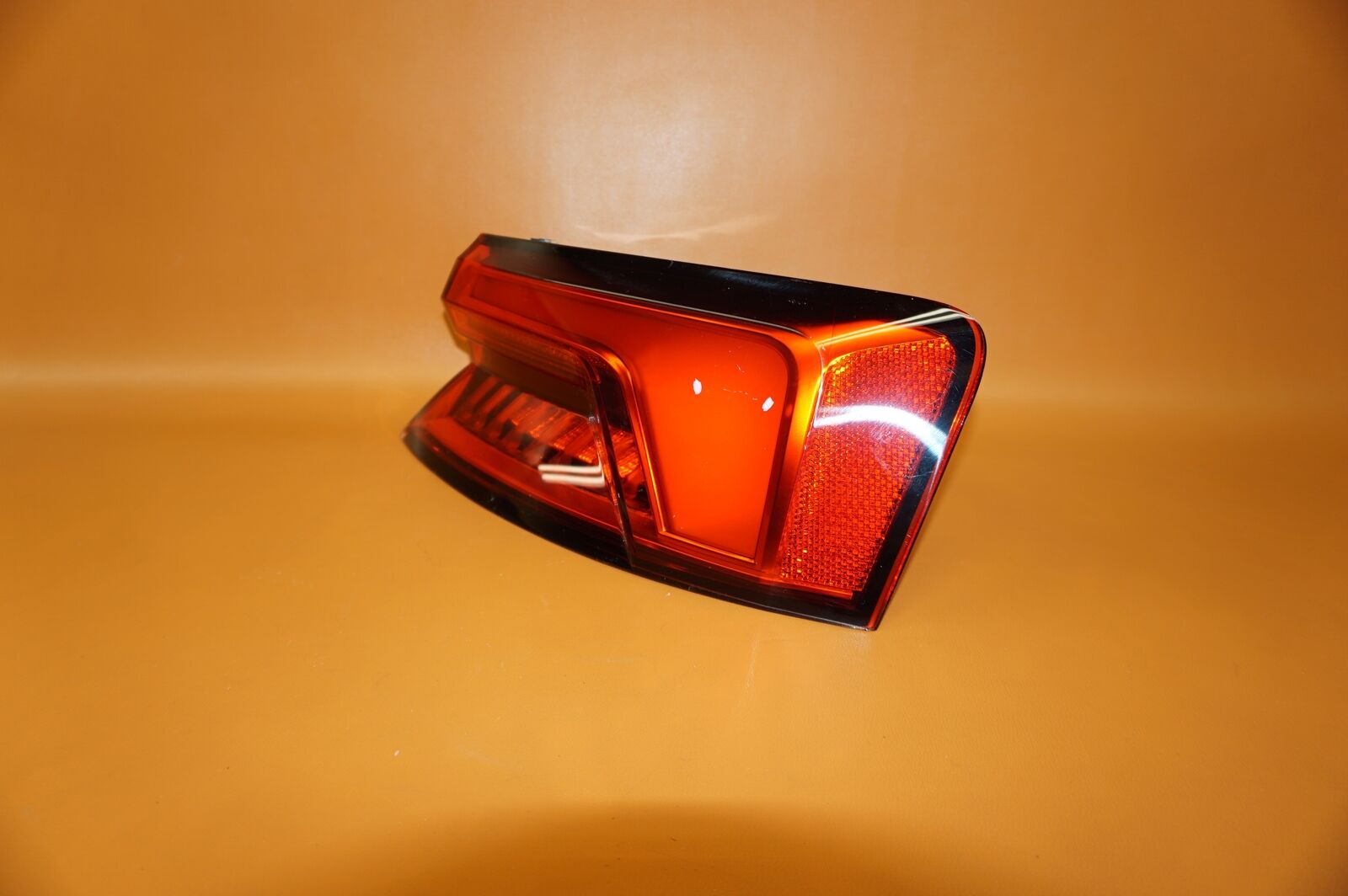 AUDI A5 TAIL LIGHT RIGHT PASSENGER 2018 2019 S5 LED 8W6 945 092 E