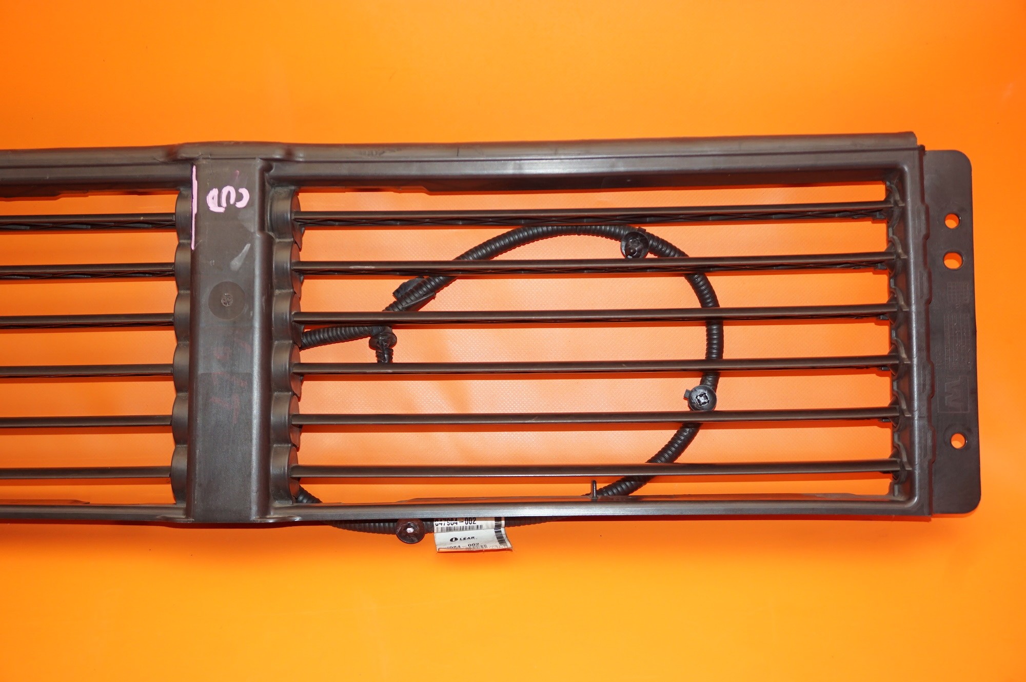 CHEVY VOLT SHUTTER ASSEMBLY 2016 2017 2018 2019 84089659 OEM