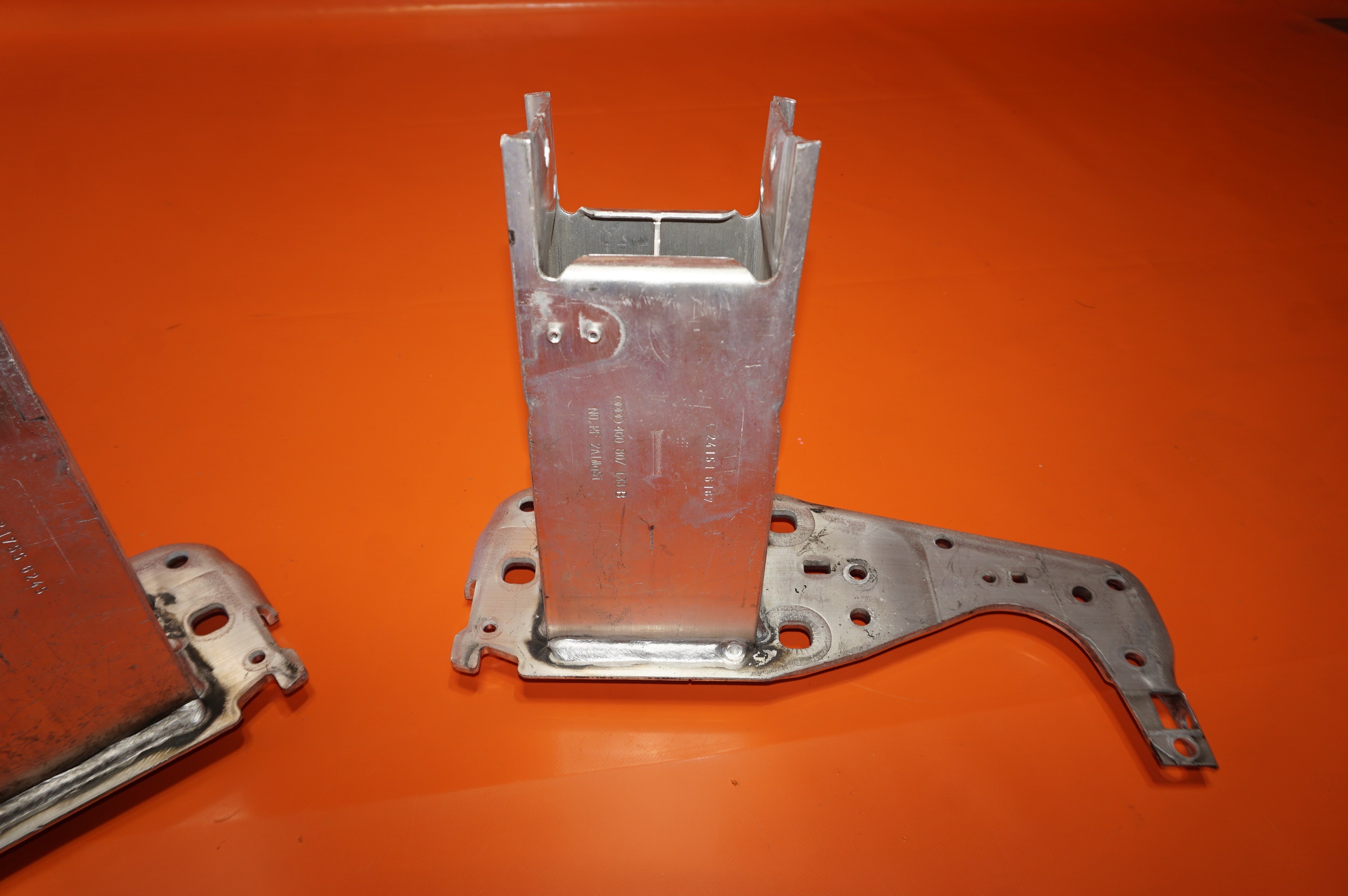 AUDI RS7 REINFORCEMENT BRACKET LEFT AND RIGHT 2016 2017 2018 S7