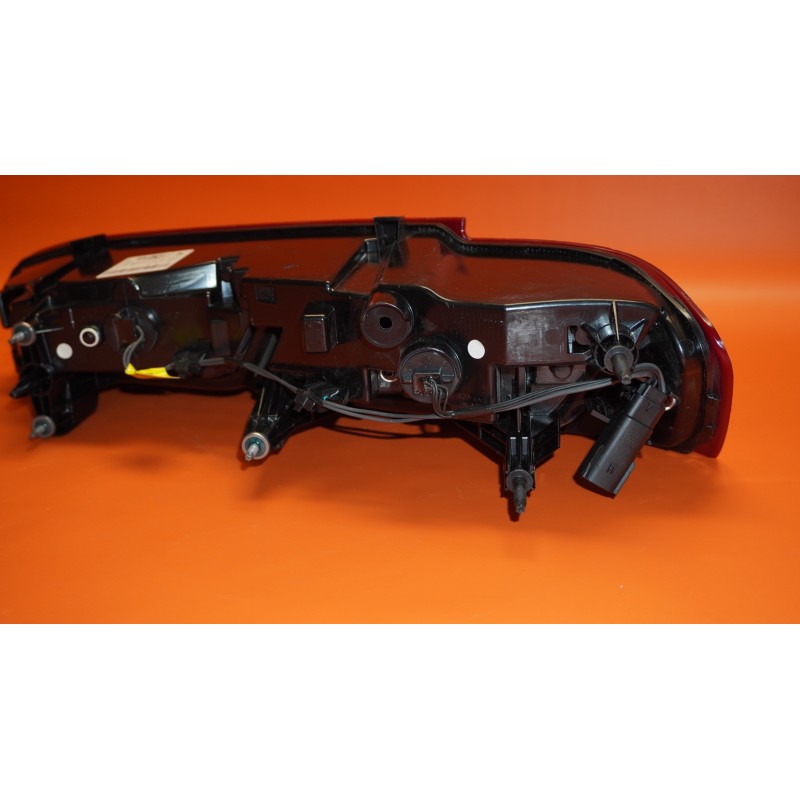 CHEVY CAMARO TAIL LIGHT LEFT DRIVER 2016 2017 2018 84136772 OEM