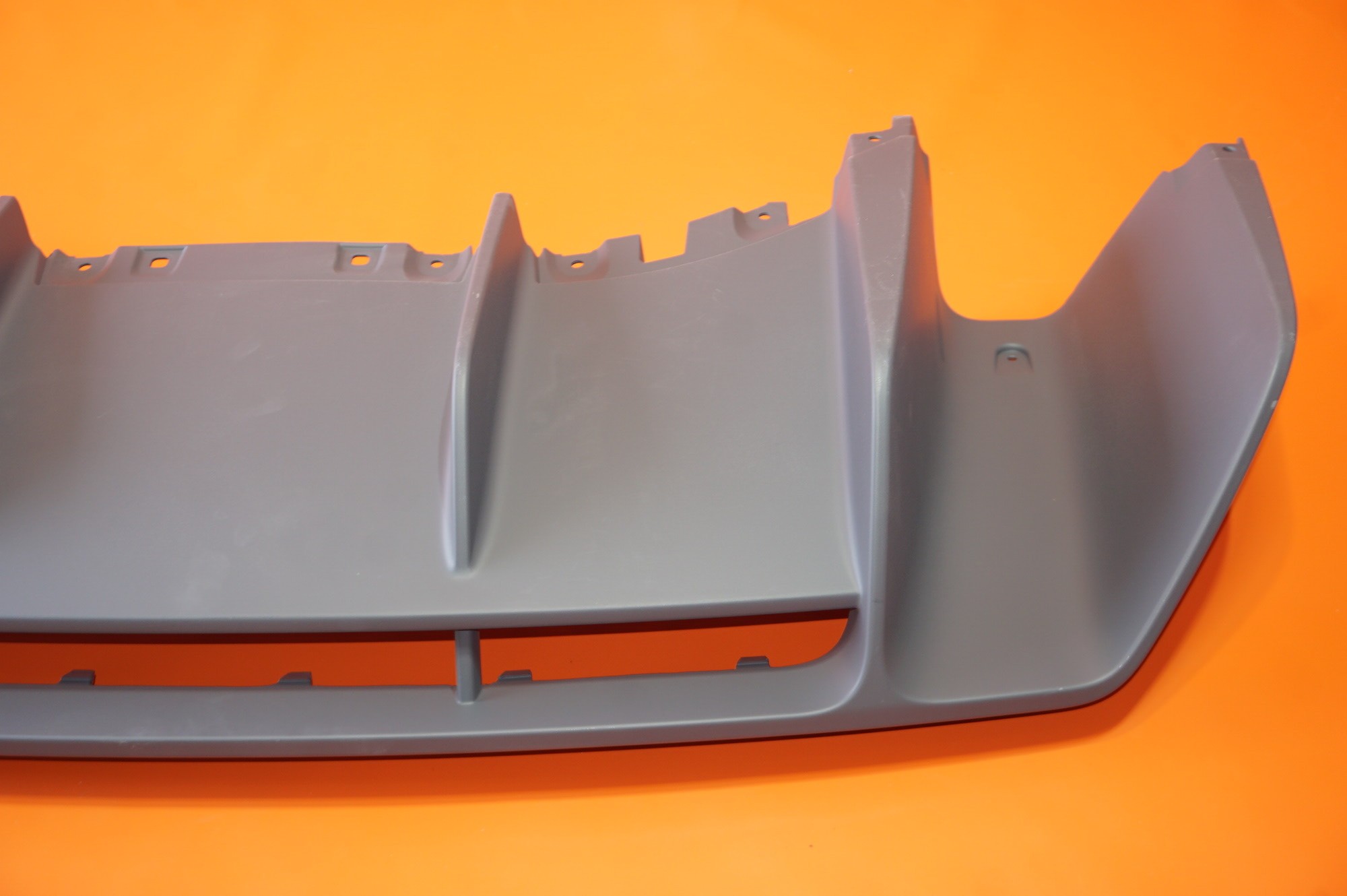 AUDI R8 REAR DIFFUSER VALANCE 2016 2017 2018 2019 4S0807521A V10 OEM