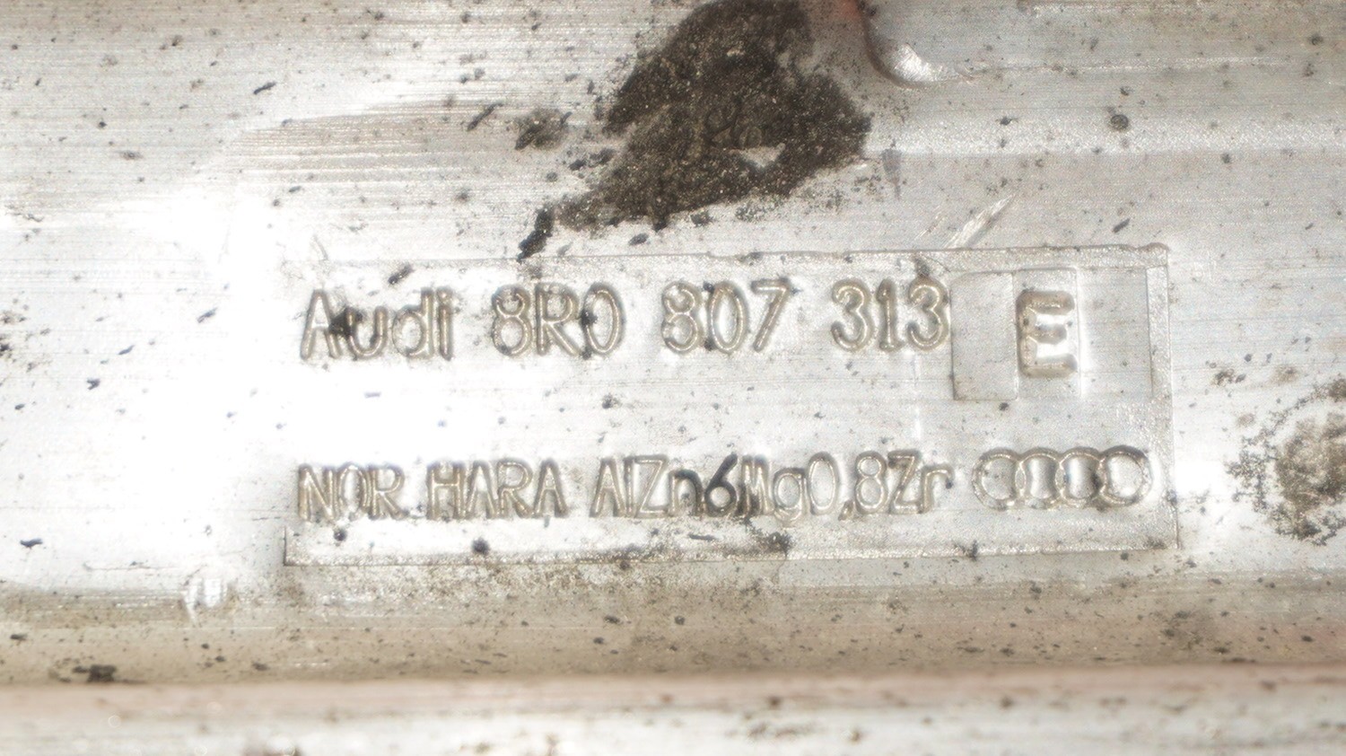 AUDI Q5 REINFORCEMENT REAR 2013 2014 2015 REBAR 8R0807313E OEM