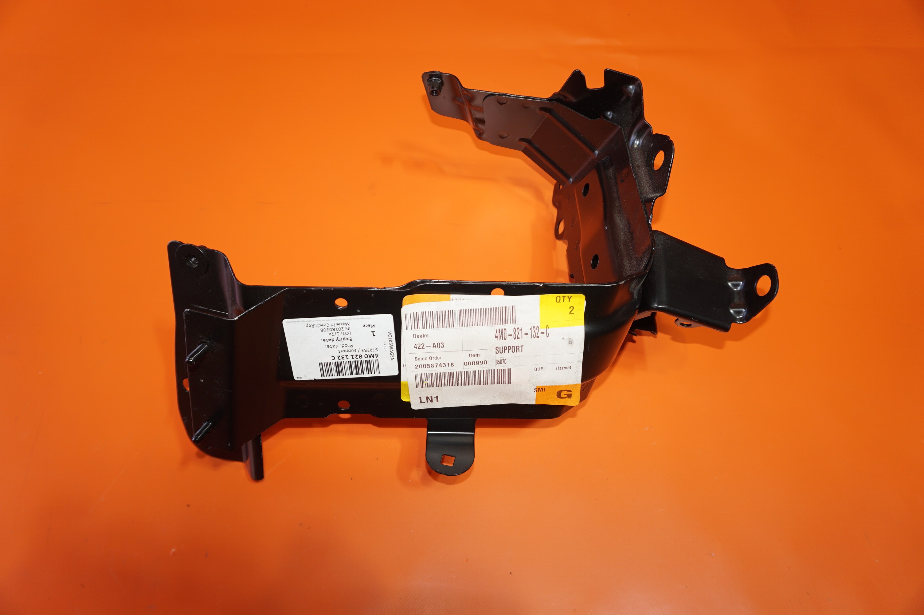 AUDI Q7 SUPPORT BRACKET RIGHT 2017 2018 2019 2020 4M0821132C OEM