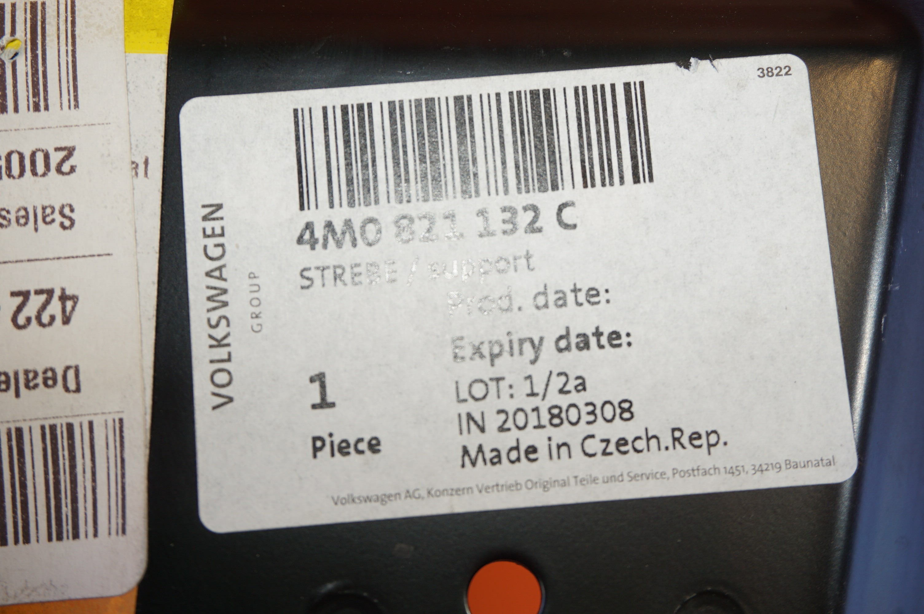 AUDI Q7 SUPPORT BRACKET RIGHT 2017 2018 2019 2020 4M0821132C OEM