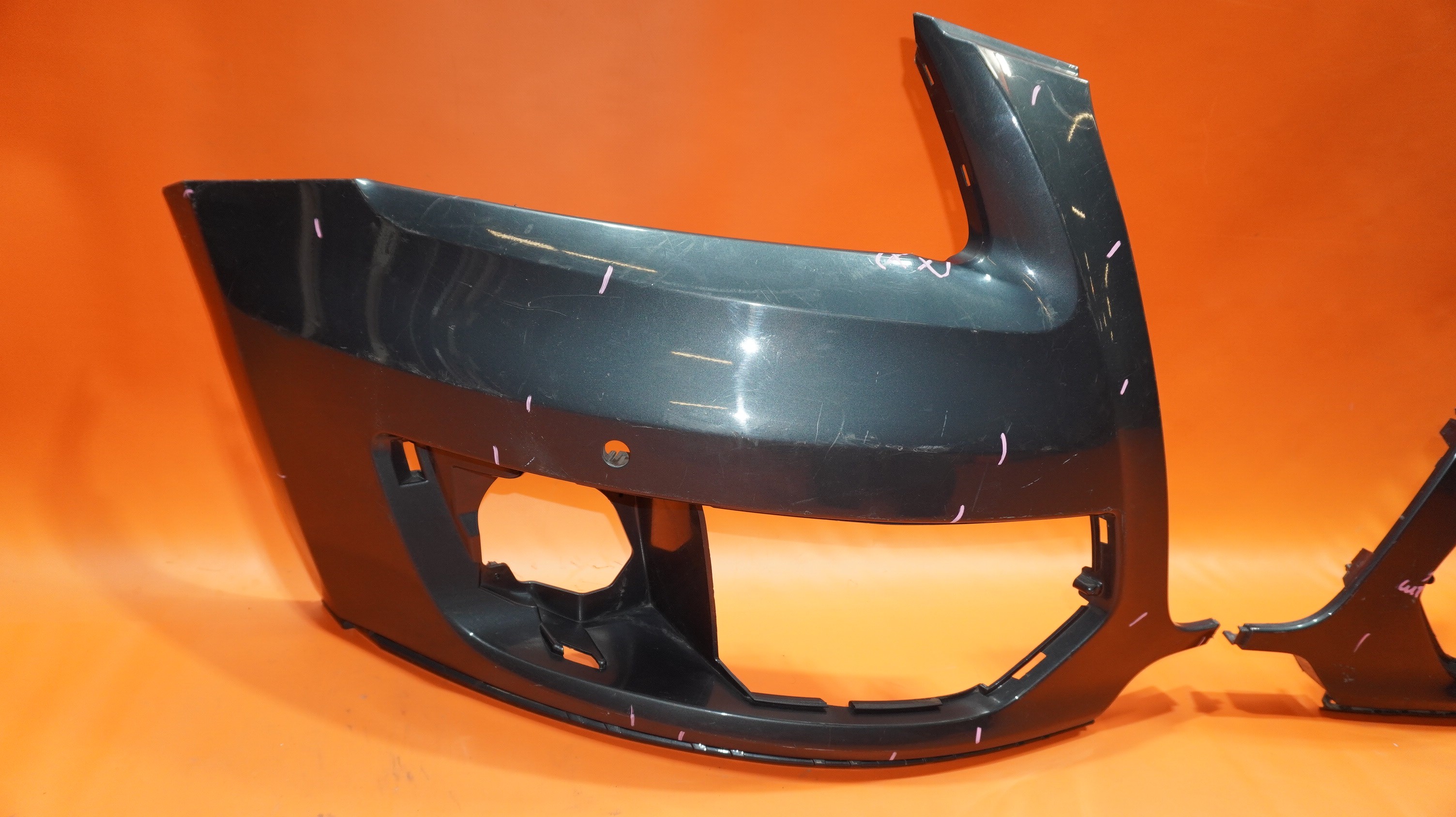 AUDI Q5 FRONT BUMPER COVER 2009 2010 2011 2012 LEFT RIGHT 8R0807438