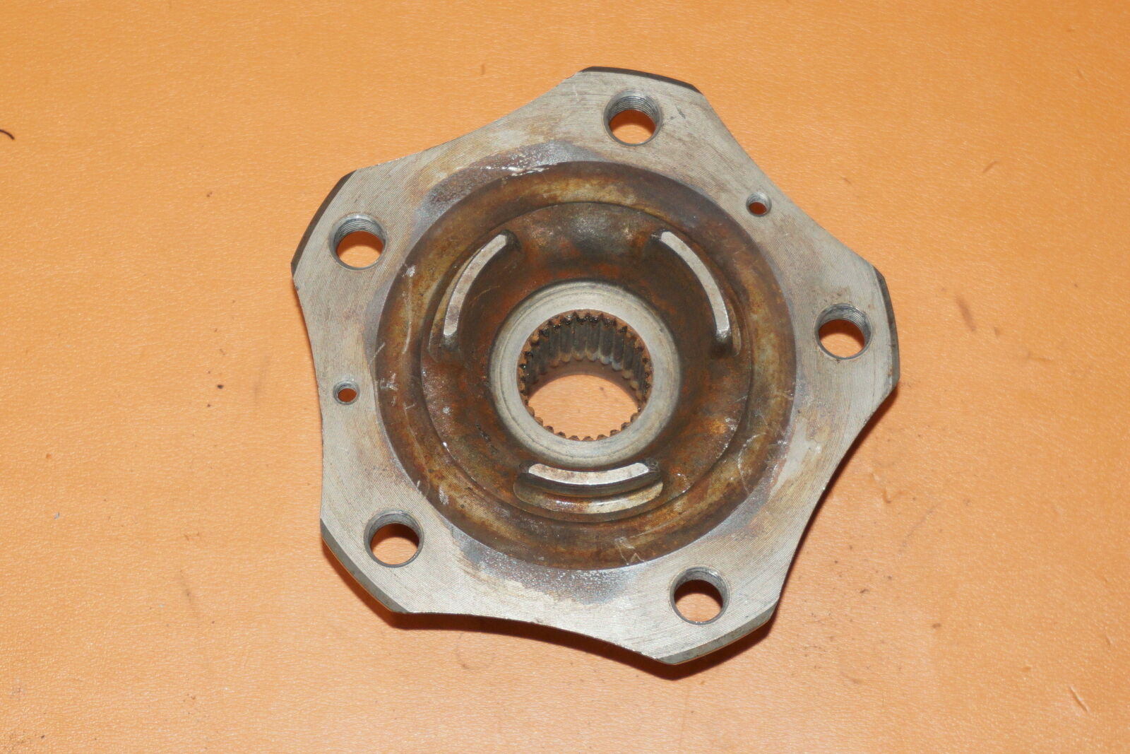 PORSCHE PANAMERA WHEEL HUB REAR 2010-2015