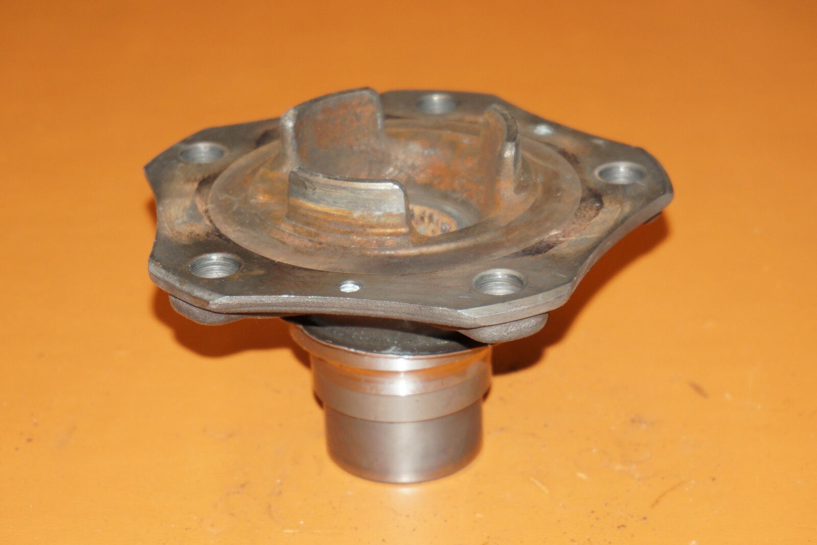PORSCHE PANAMERA WHEEL HUB REAR 2010-2015