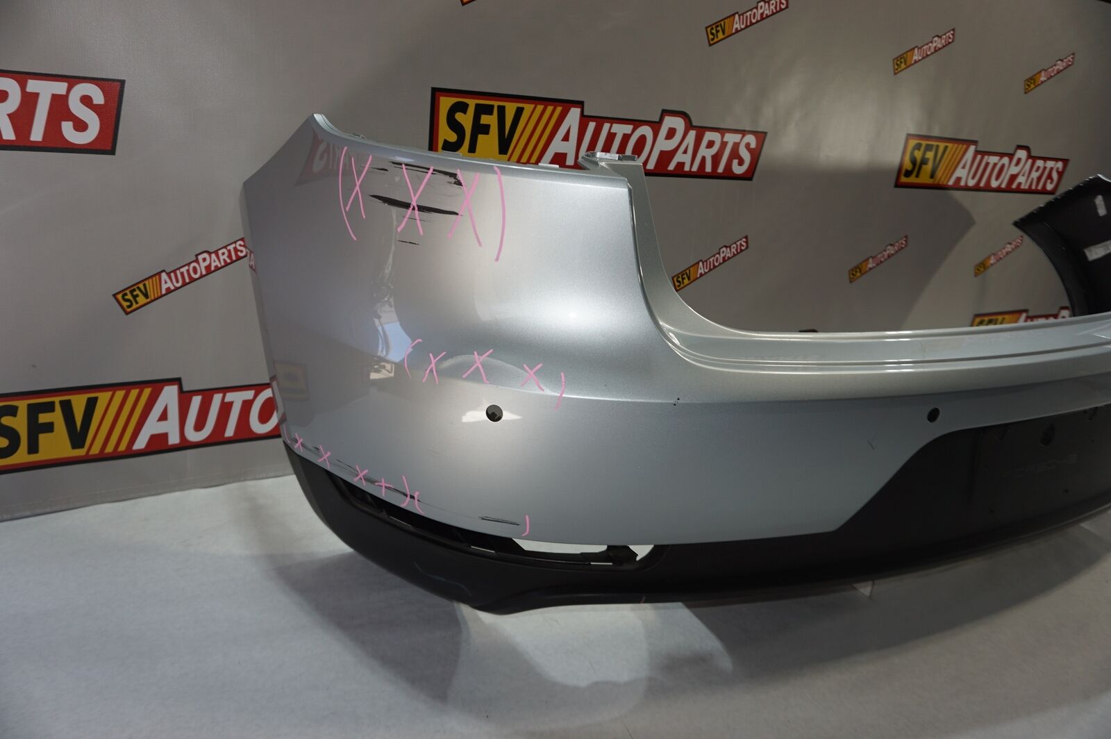 PORSCHE MACAN REAR BUMPER 2015 2016 2017 2018 95B 807 421 SILVER OEM