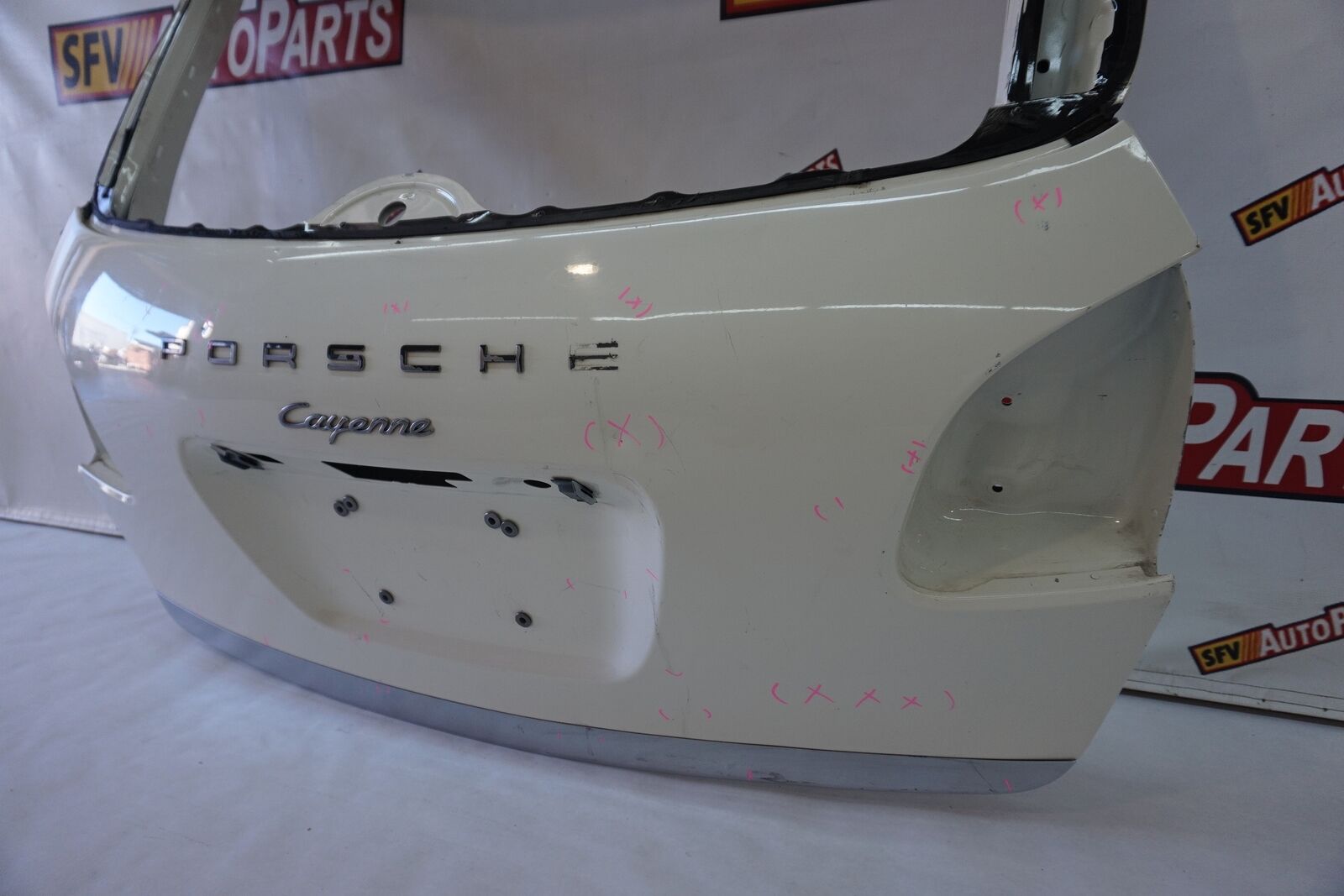 PORSCHE CAYENNE GATE 2011 2012 2013 2014 7P5 827 075