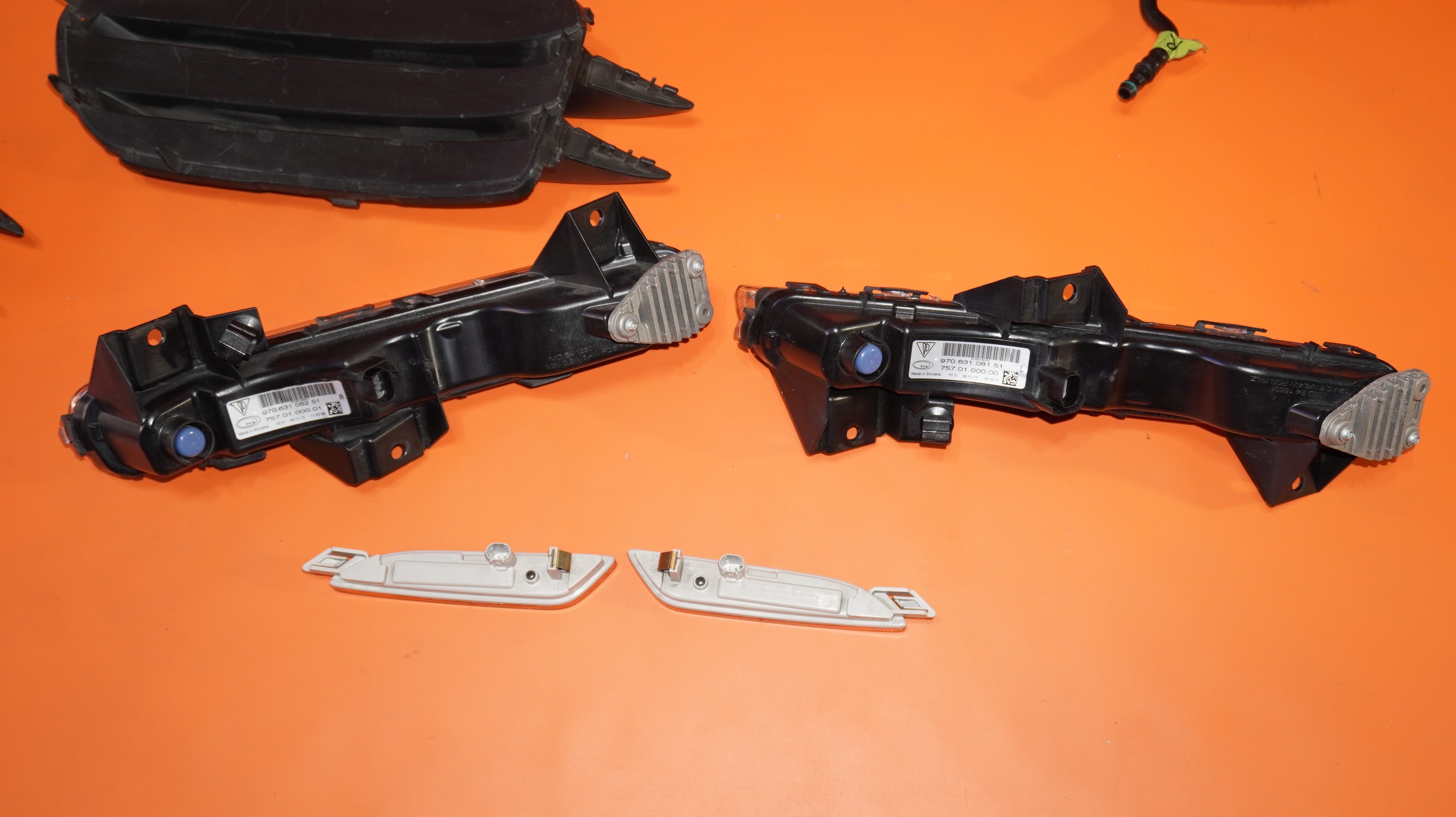 PORSCHE PANAMERA GRILLE FOG LIGHT 2014 2015 2016 97063108251 FOG