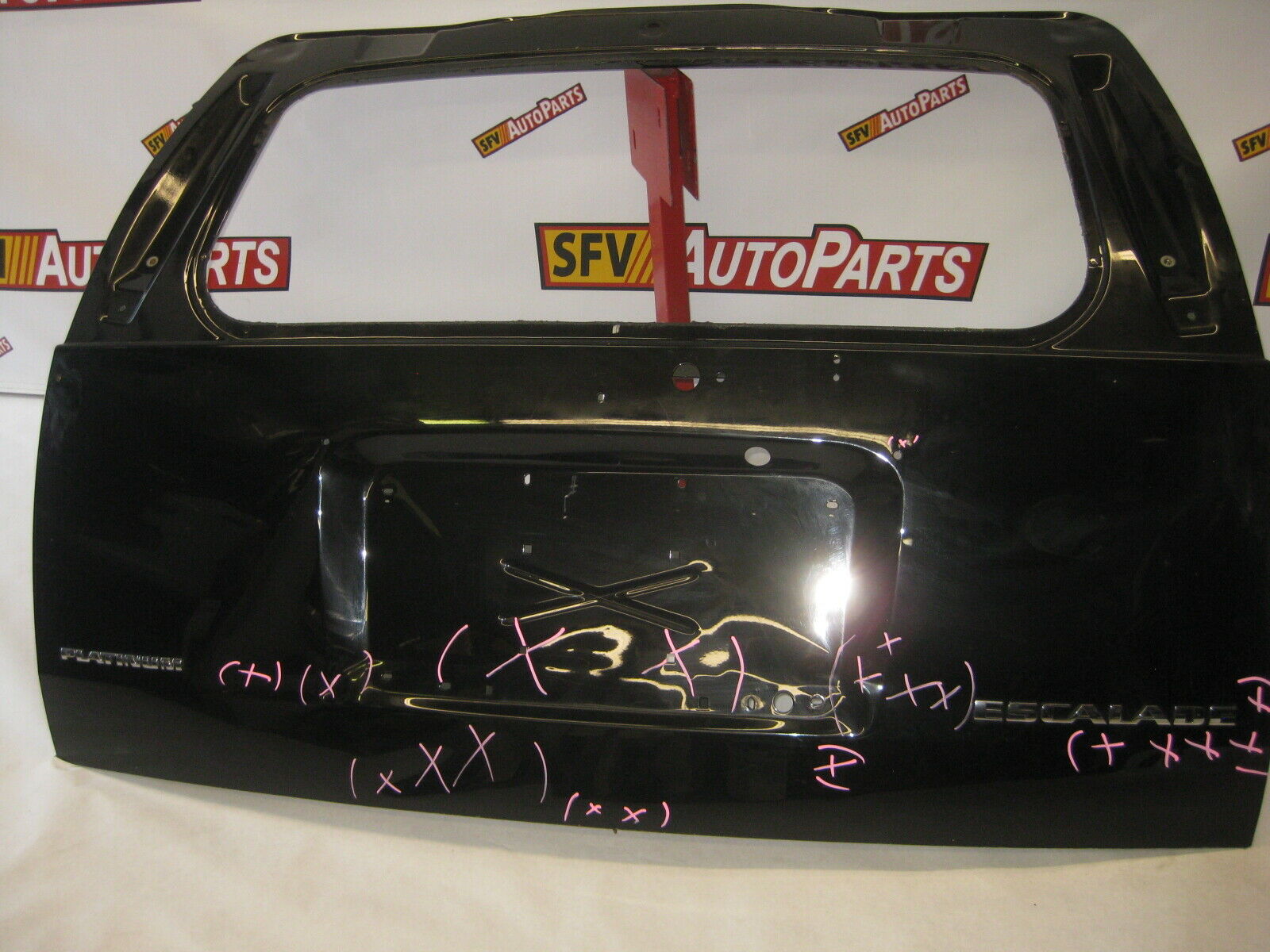 CADILLAC ESCALADE GATE 2007 2008 2009 2010 2011 2012 2013