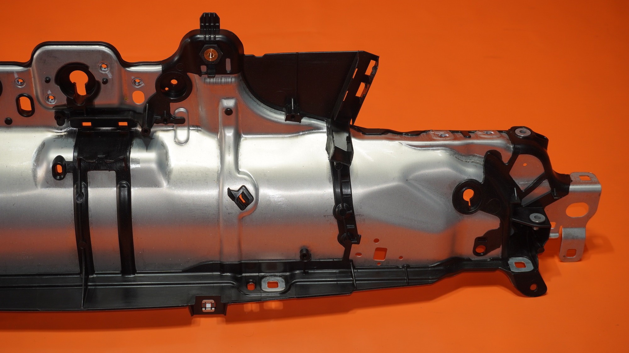 PORSCHE MACAN UPPER TIE BAR SUPPORT 2015 2016 2017