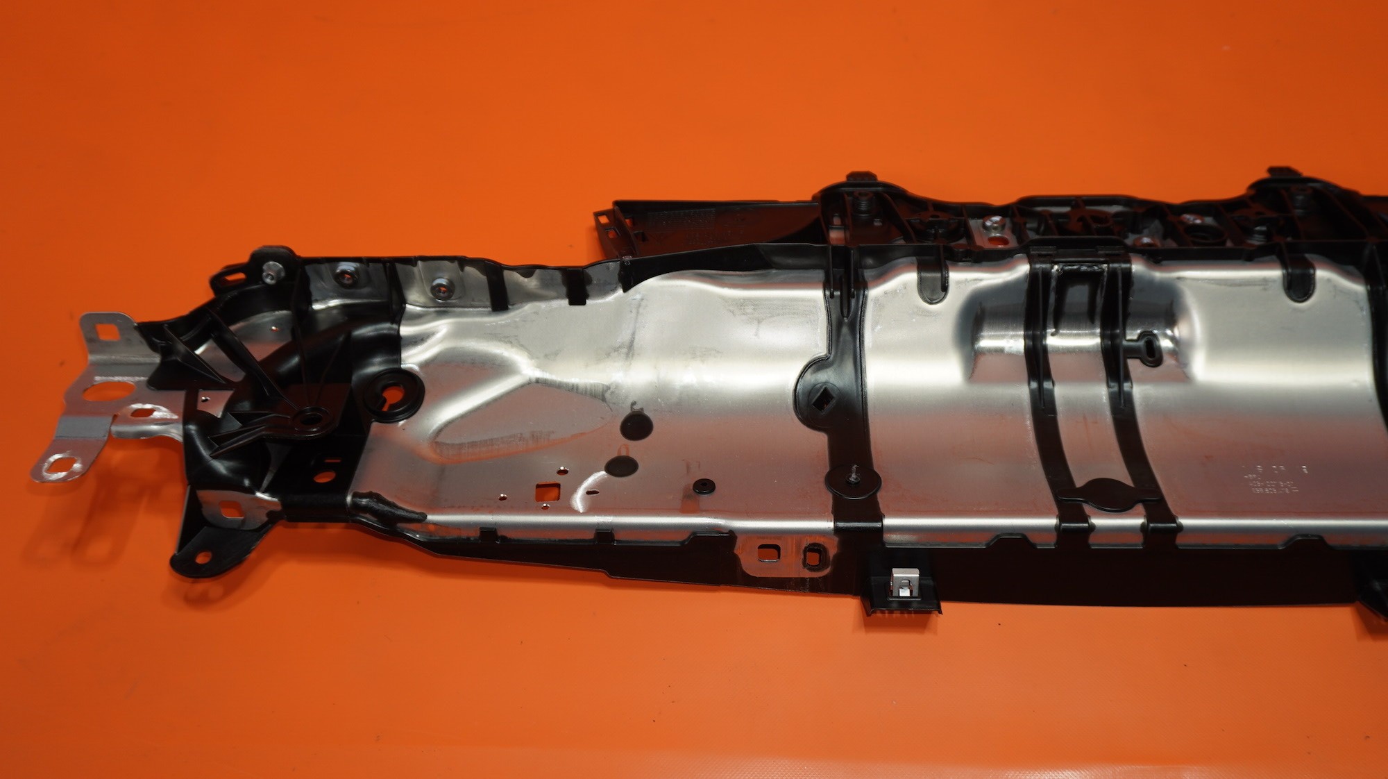 PORSCHE MACAN UPPER TIE BAR SUPPORT 2015 2016 2017