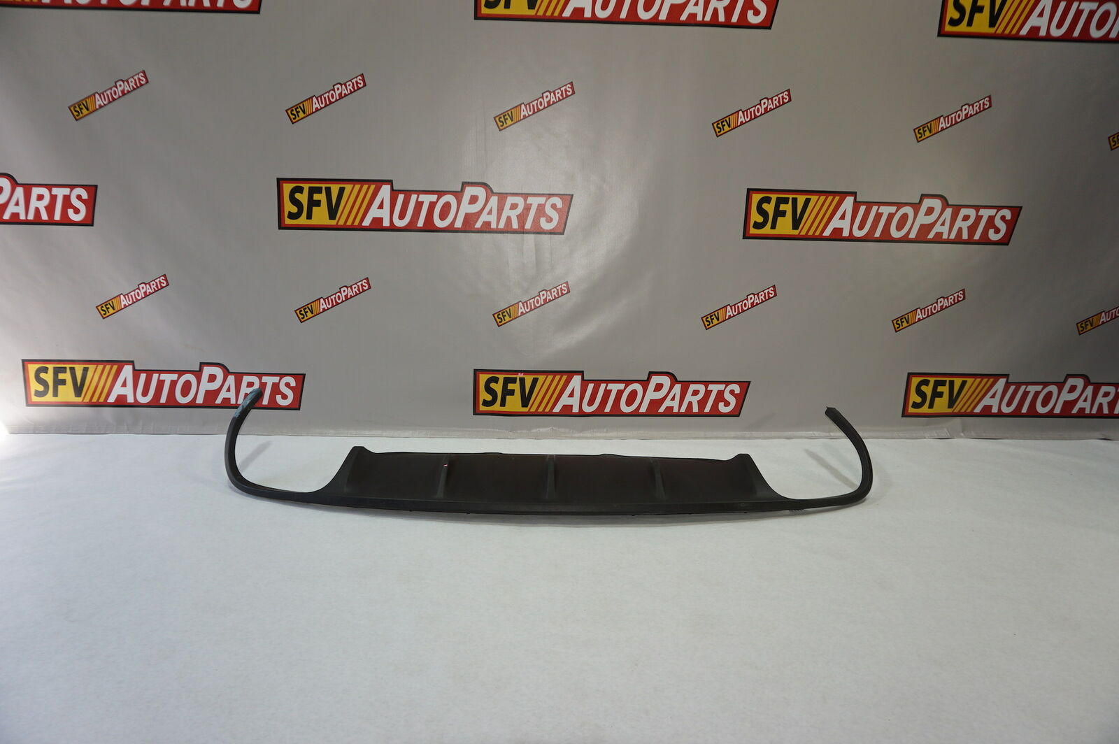 PORSCHE MACAN DIFFUSER REAR BUMPER VALANCE 2015 2016