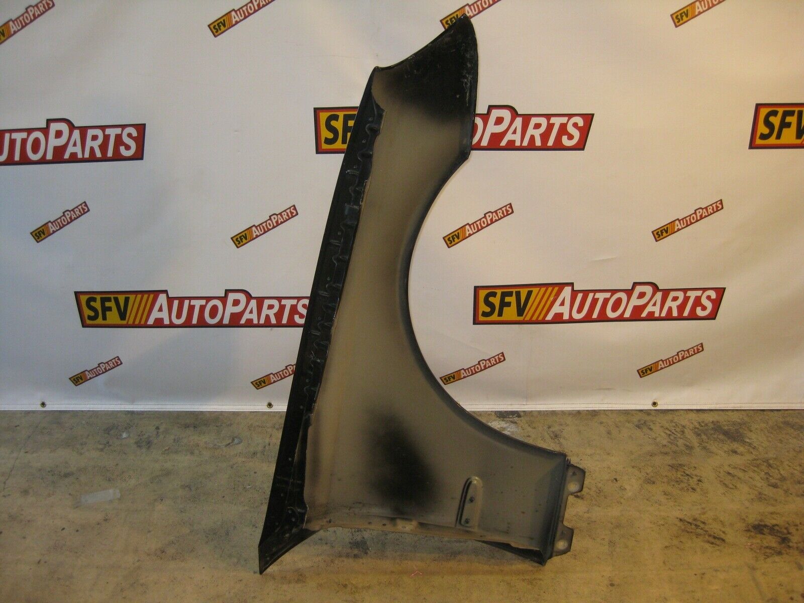 MERCEDES BENZ E320 FENDER LEFT DRIVER 2003 2004 2005-2009