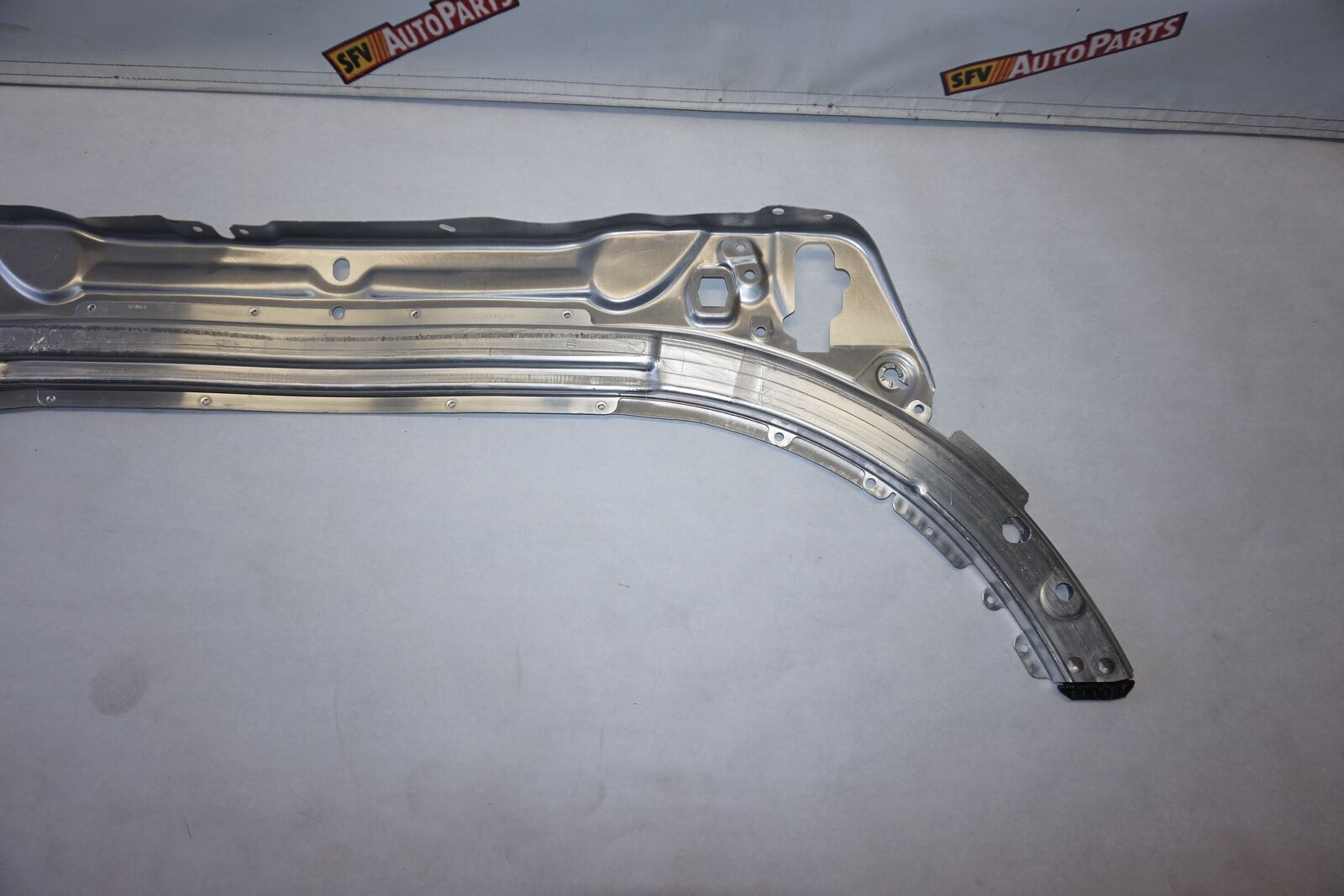 MERCEDES BENZ C300 RADIATOR SUPPORT 2015 2016 2017 C63