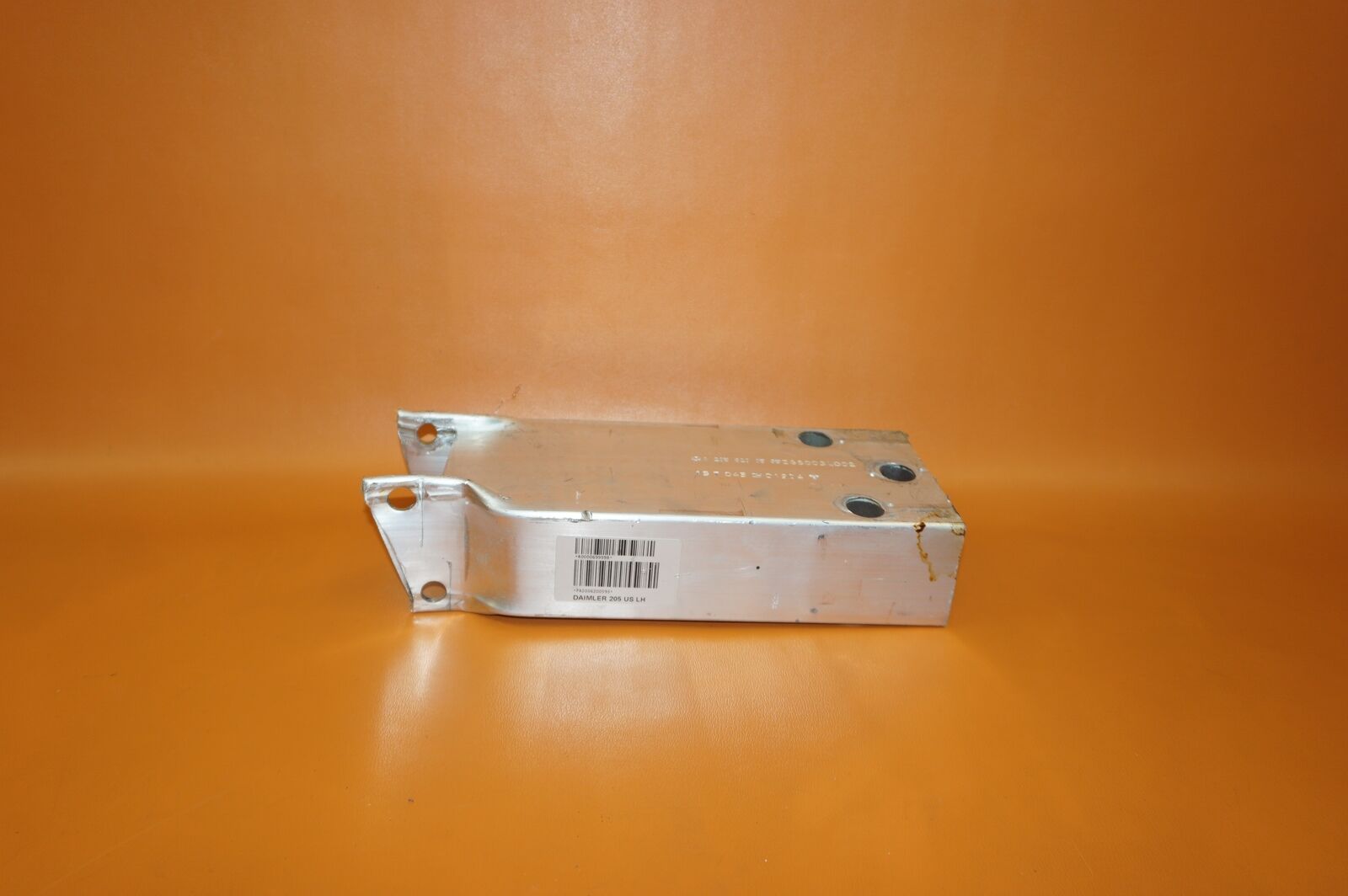 MERCEDES BENZ C300 REINFORCEMENT BRACKET LEFT DRIVER