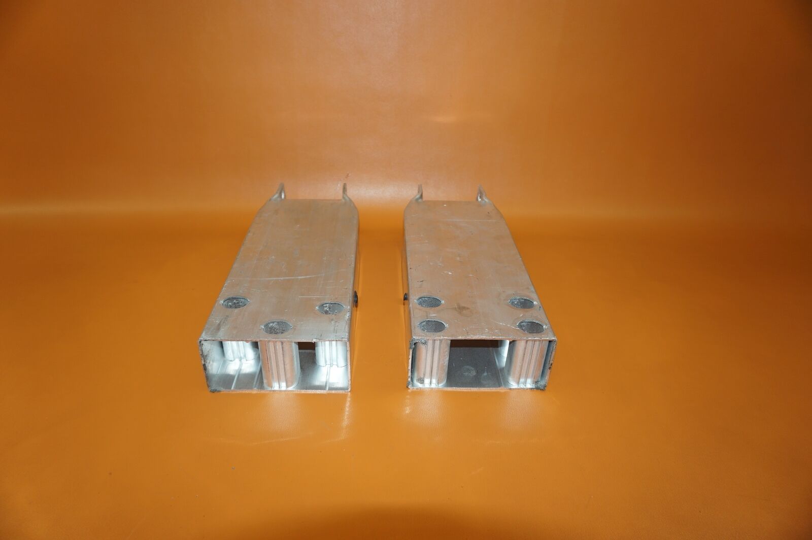 MERCEDES BENZ E300 REINFORCEMENT BRACKET LEFT RIGHT