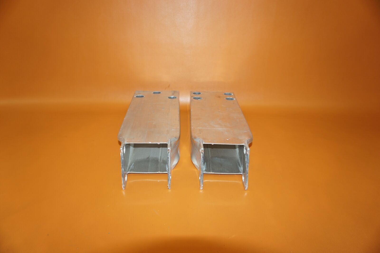 MERCEDES BENZ E300 REINFORCEMENT BRACKET LEFT RIGHT