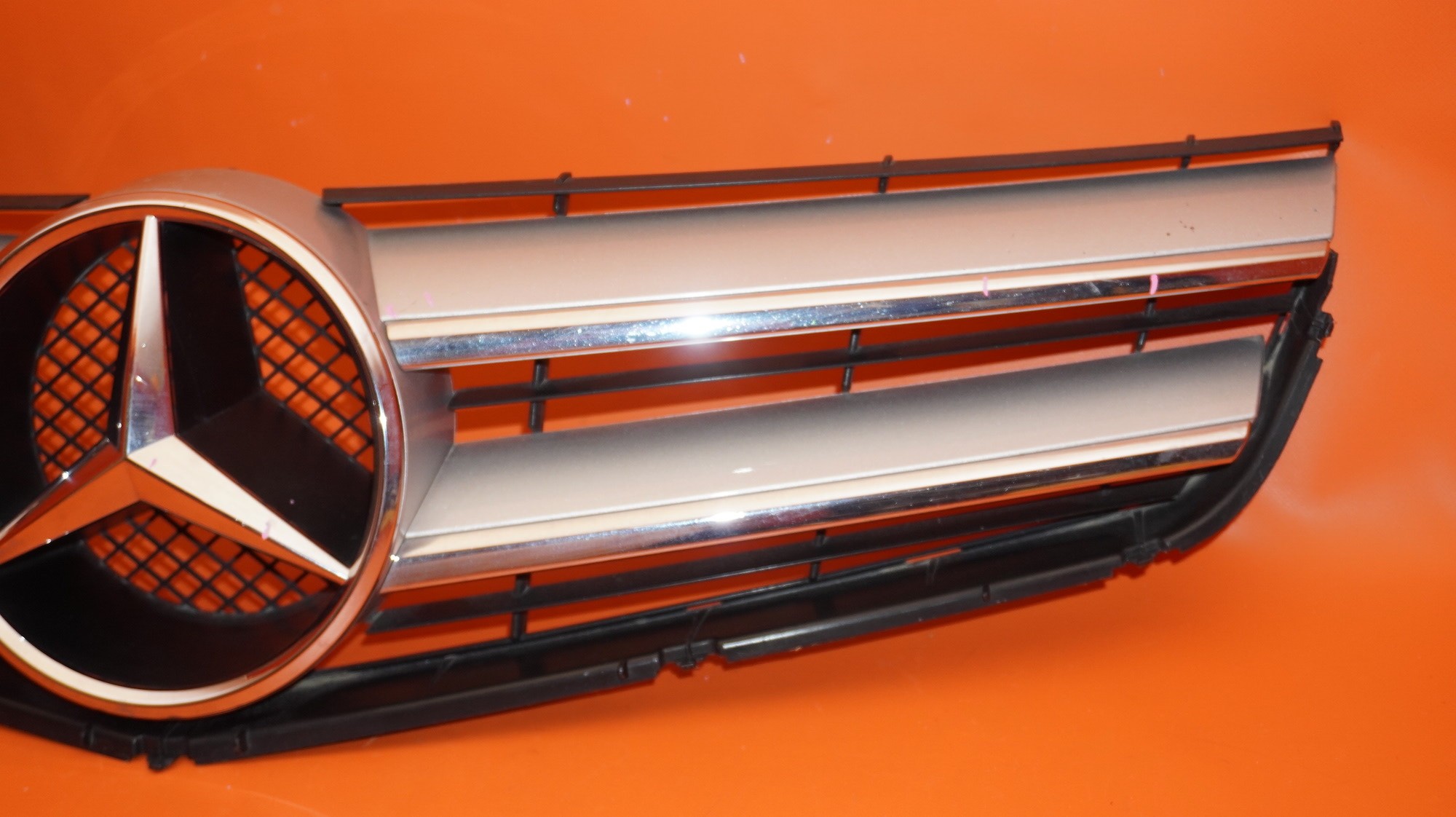 MERCEDES BENZ E350 GRILLE 2010 2011 2012 2013 2-DOOR E550 W207 AMG