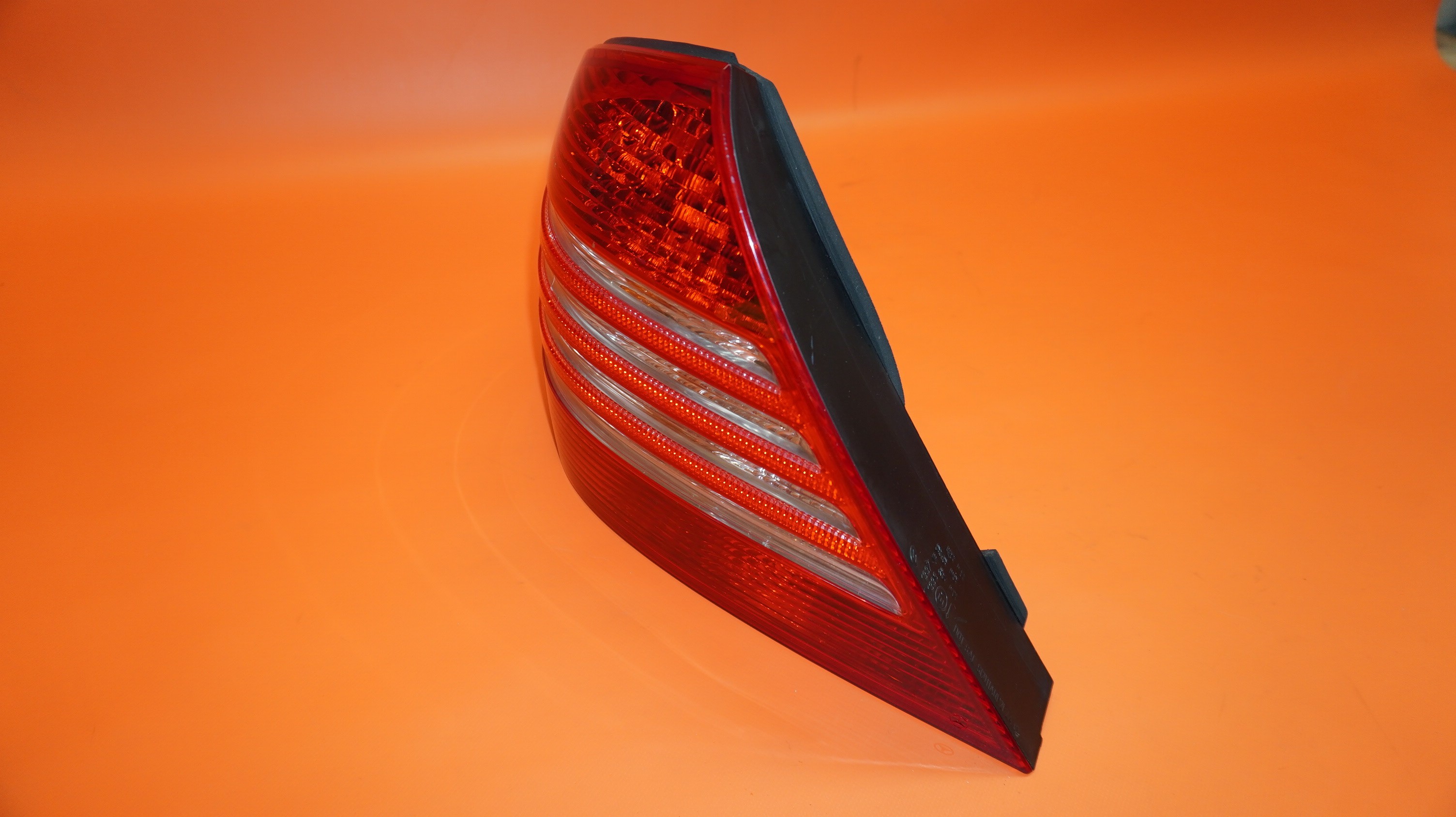 MERCEDES BENZ CL500 TAIL LIGHT LEFT DRIVER 2004 2005 2006 LED W215