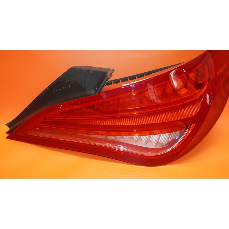 MERCEDES BENZ CLA 45 TAIL LIGHT RIGHT PASSENGER 2014 2015 2016