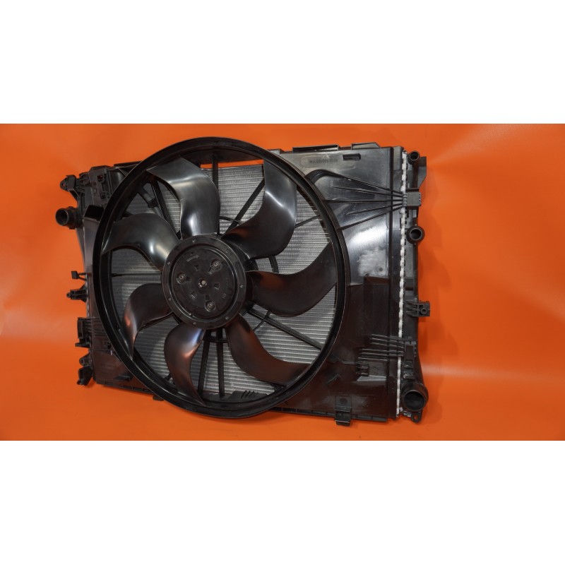 MERCEDES BENZ C300 COOLING FAN RADIATOR 2015 2016 2017 2018 2019