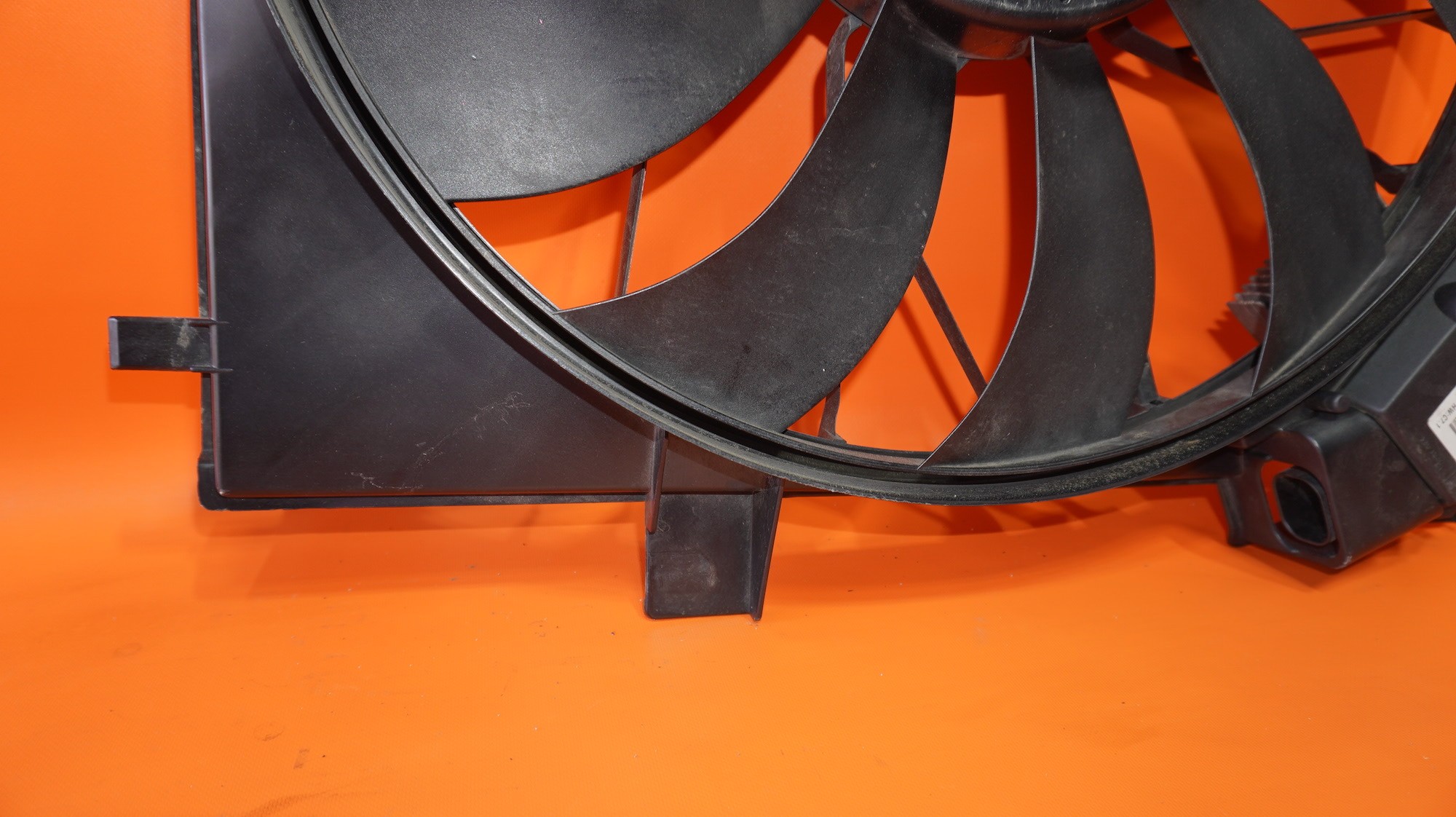 MERCEDES BENZ G63 COOLING FAN 2013 2014 2015 2016 2017 2018