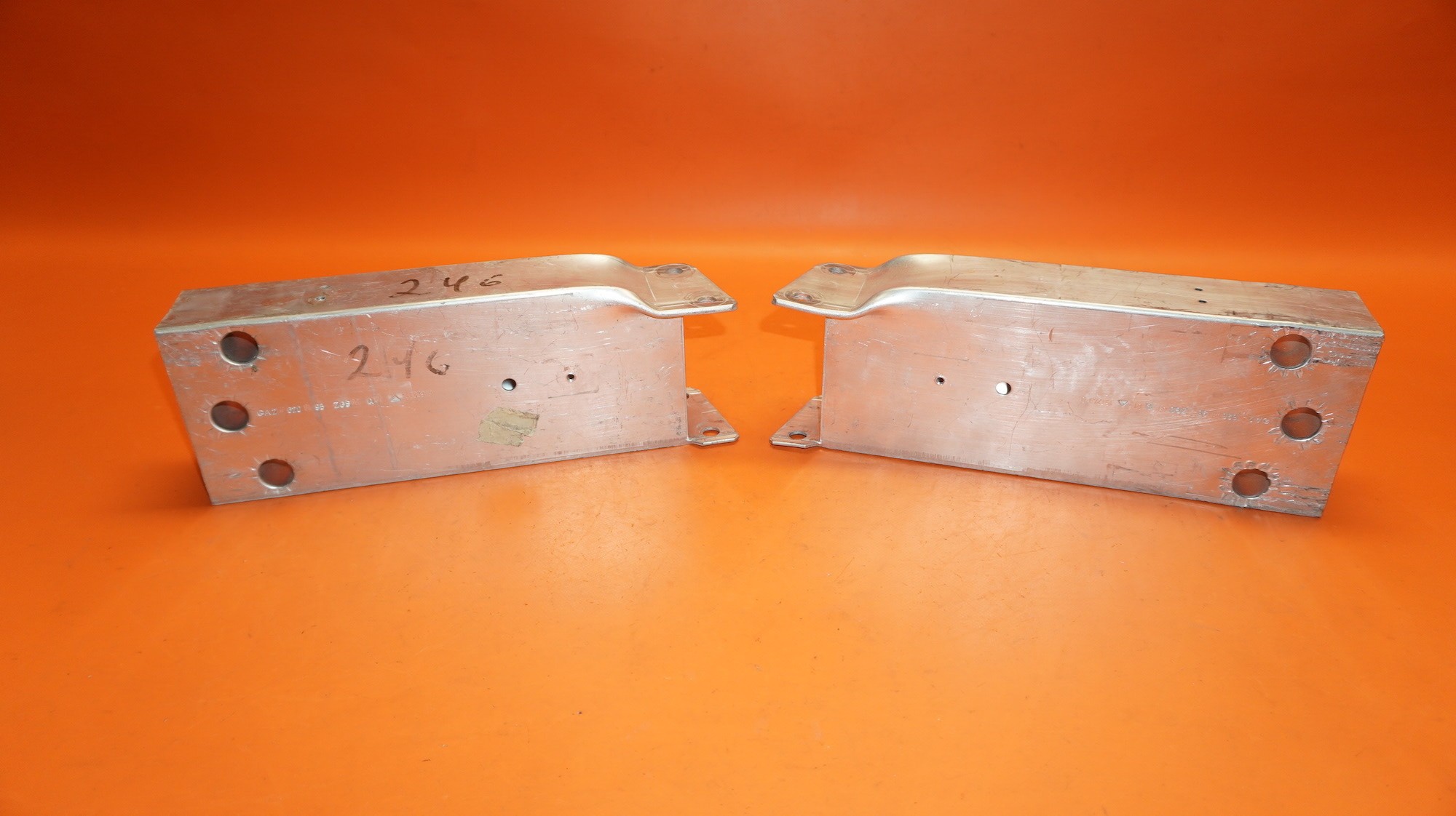 MERCEDES BENZ CLA250 REINFORCEMENT BRACKET FRONT LEFT AND RIGHT 2015