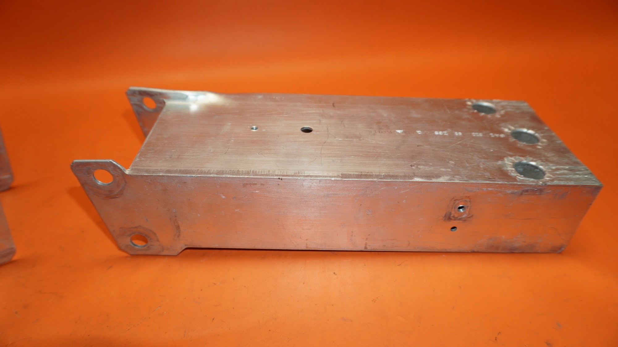 MERCEDES BENZ CLA250 REINFORCEMENT BRACKET FRONT LEFT AND RIGHT 2015