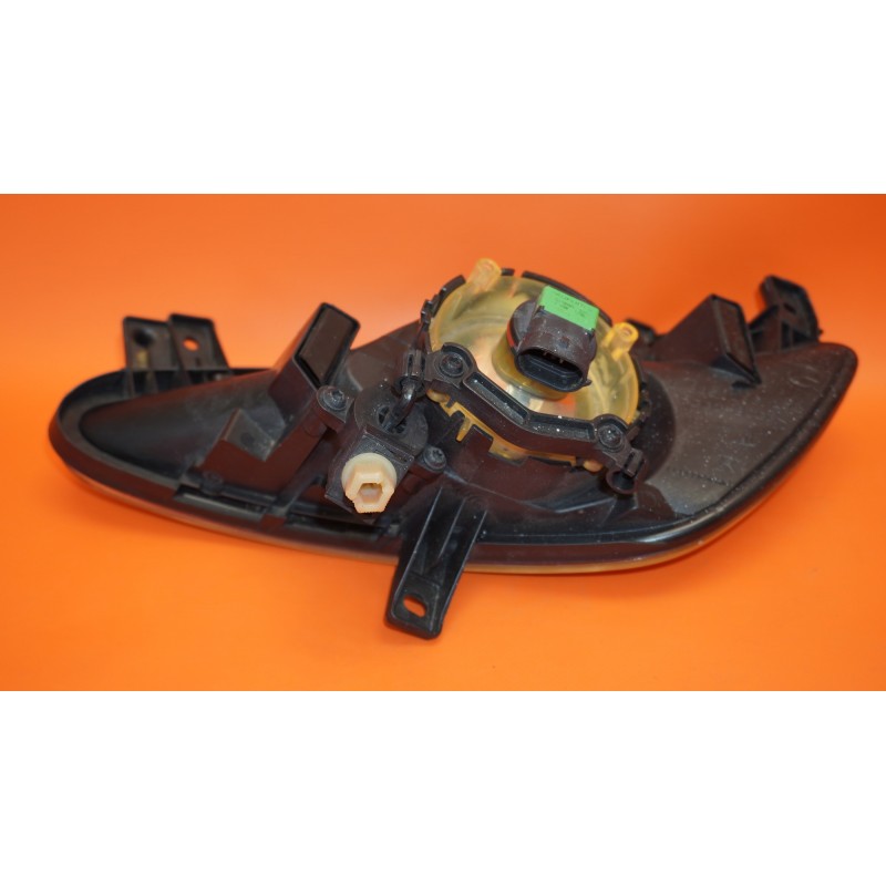 MERCEDES BENZ S550 FOG LIGHT RIGHT PASSENGER 2007 2008 2009 A2218200256 ...