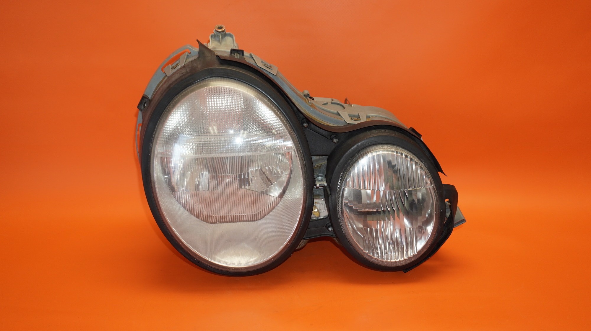 MERCEDES BENZ E320 HEADLIGHT RIGHT PASSANGER 1996 1997 1998 1999 W210