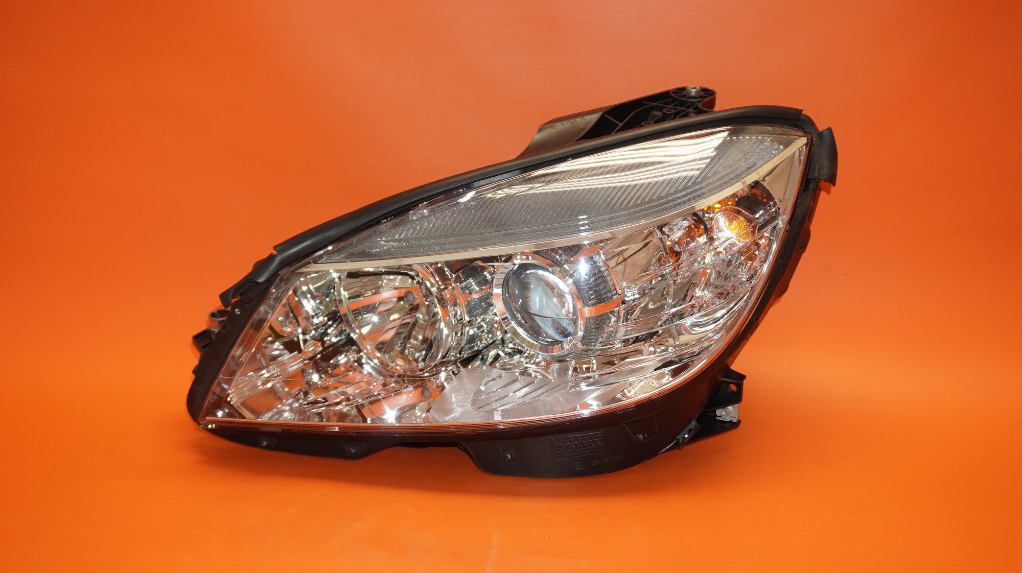 MERCEDES BENZ C300 HEADLIGHT LEFT DRIVER 2008 2009 2010 2011 W204