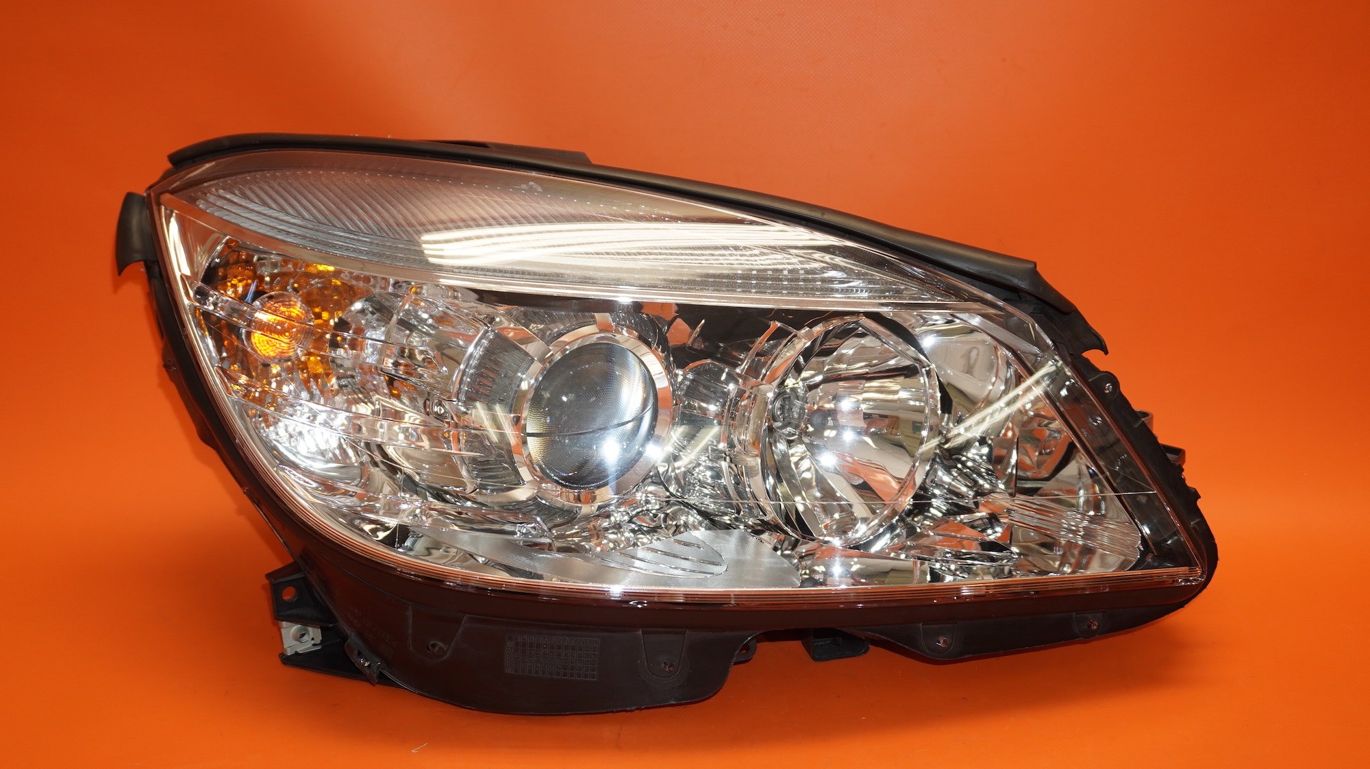 MERCEDES BENZ C300 HEADLIGHT RIGHT PASSANGER 2008 2009 2010 2011