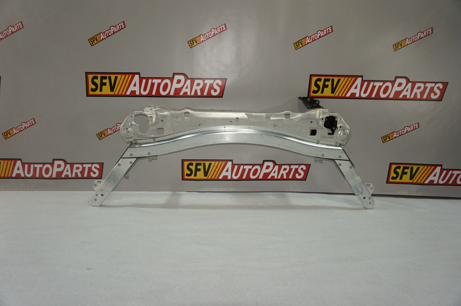 MERCEDES BENZ E300 RADIATOR SUPPORT 2017 2018 2019 SEDAN