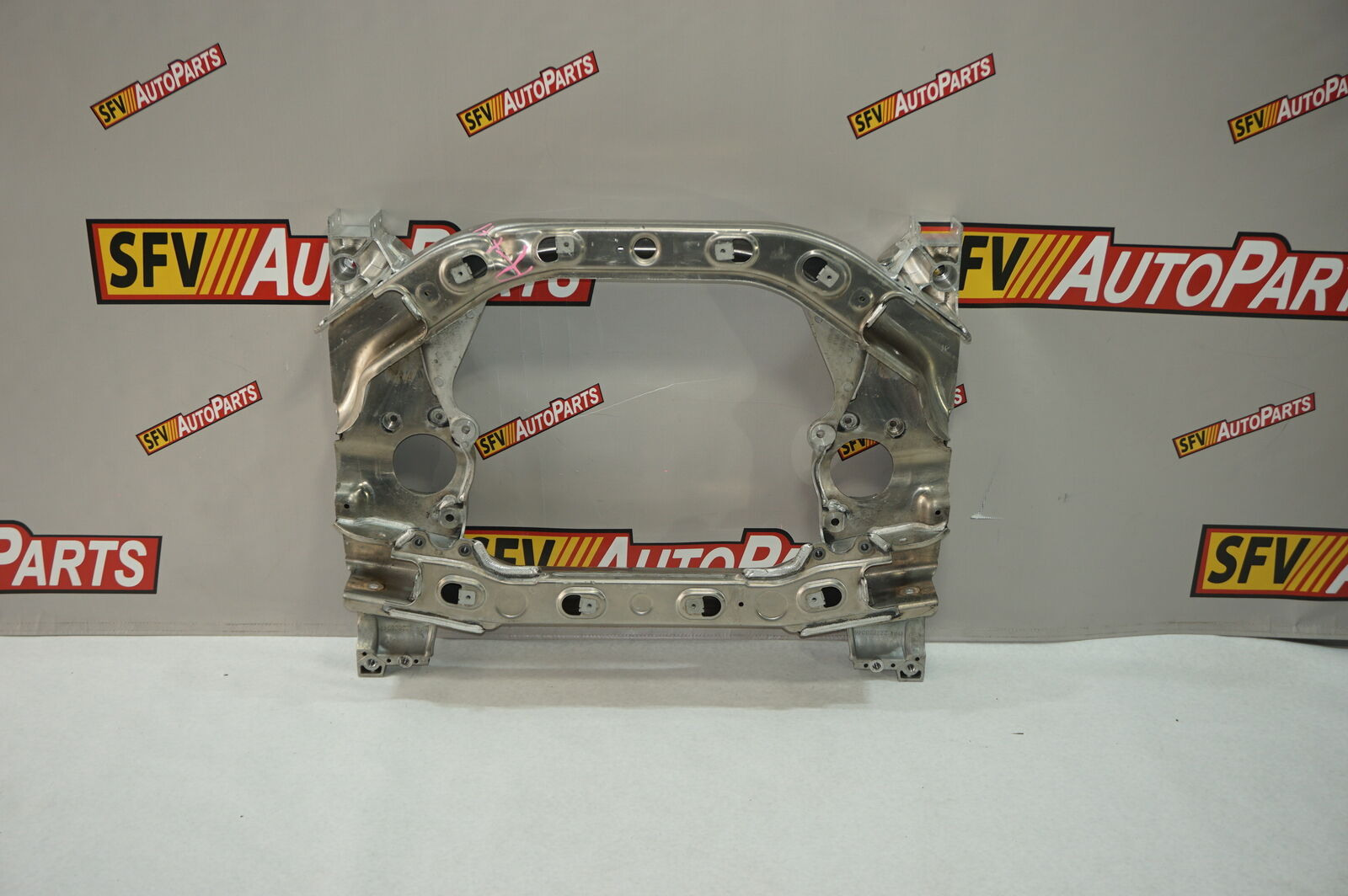 MERCEDES BENZ S550 CROSSMEMBER FRONT SUBFRAME 2014