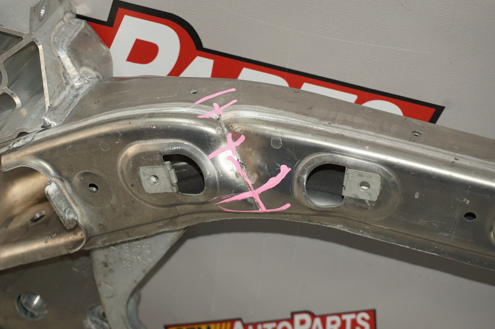 MERCEDES BENZ S550 CROSSMEMBER FRONT SUBFRAME 2014