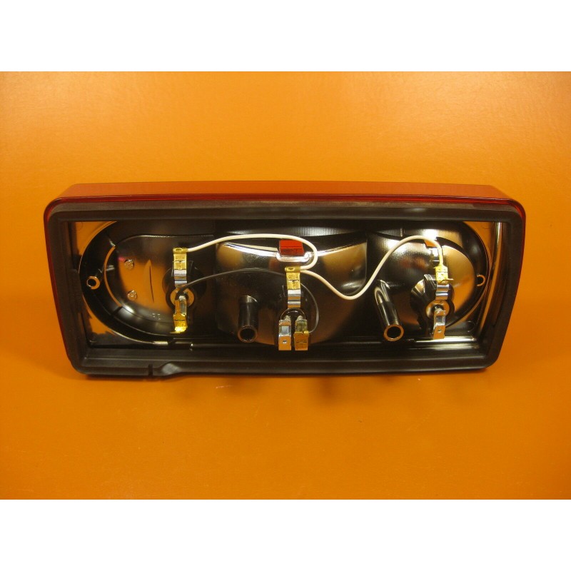 MERCEDES BENZ G550 TAIL LIGHT LEFT DRIVER 2010 2011-2015