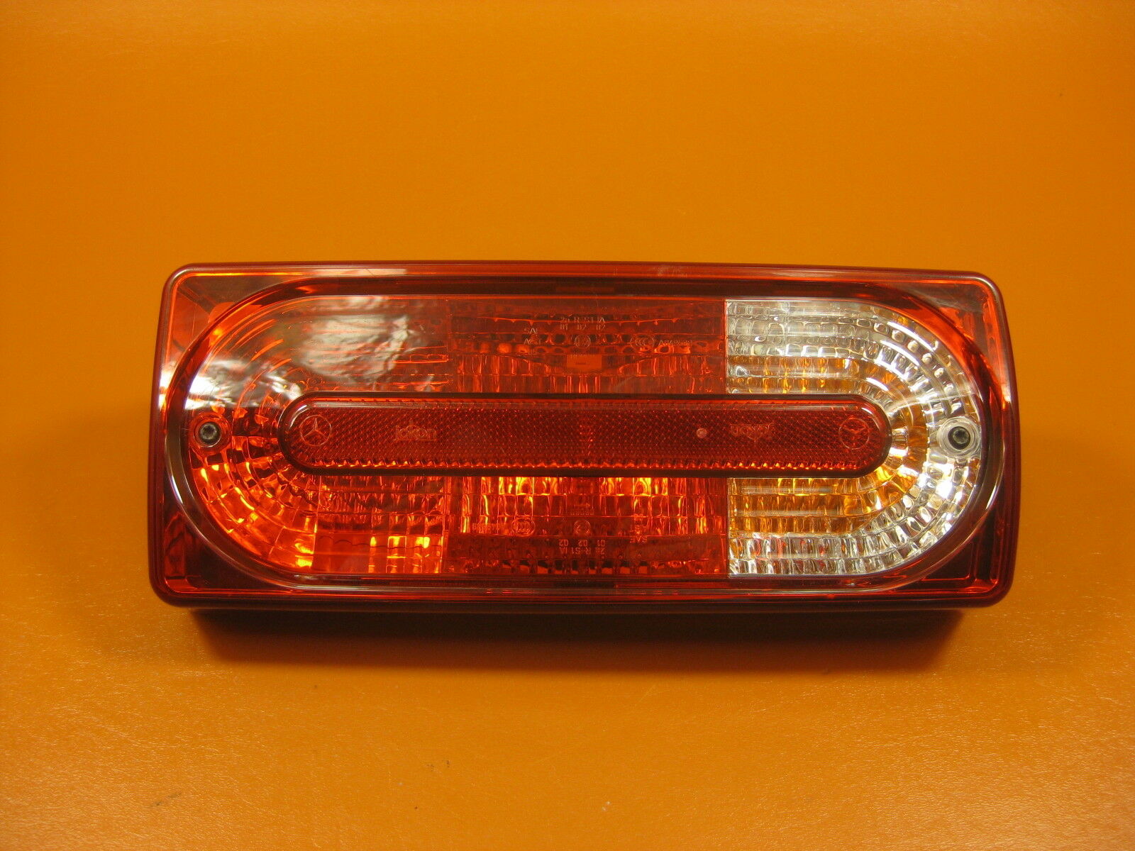 MERCEDES BENZ G550 TAIL LIGHT LEFT DRIVER 2010 2011-2015