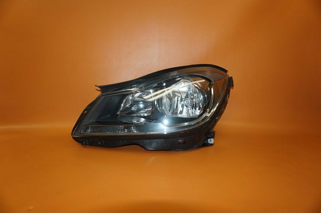 MERCEDES BENZ C250 HEADLIGHT LEFT DRIVER 2012