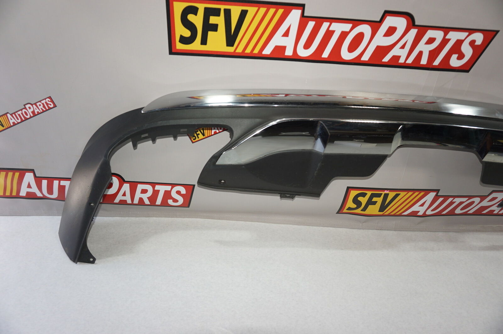 MERCEDES BENZ GLE350 DIFFUSER REAR BUMPER VALANCE 2016