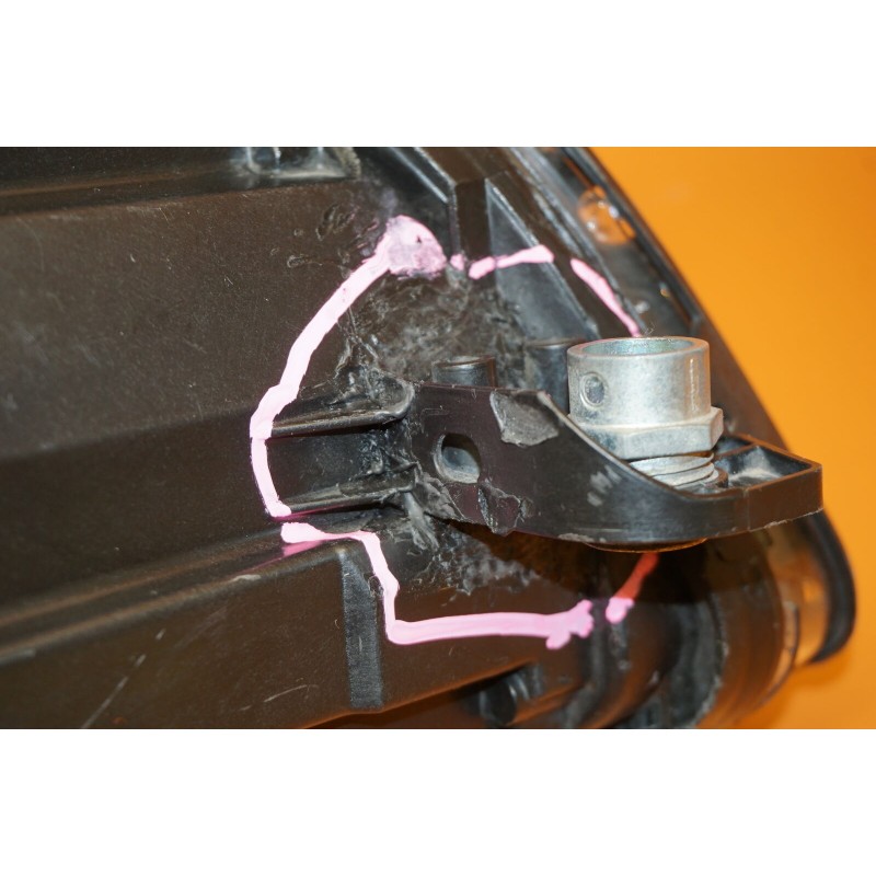 MERCEDES BENZ C250 HEADLIGHT LEFT DRIVER 2012