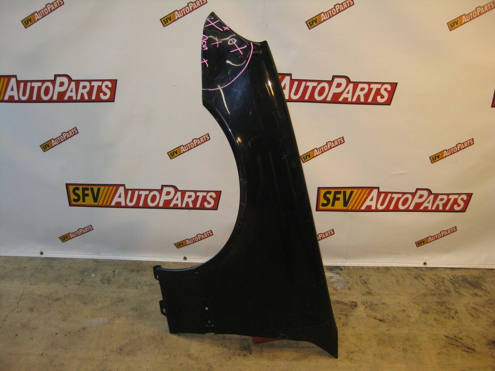 MERCEDES BENZ E320 FENDER LEFT DRIVER 2003 2004 2005-2009