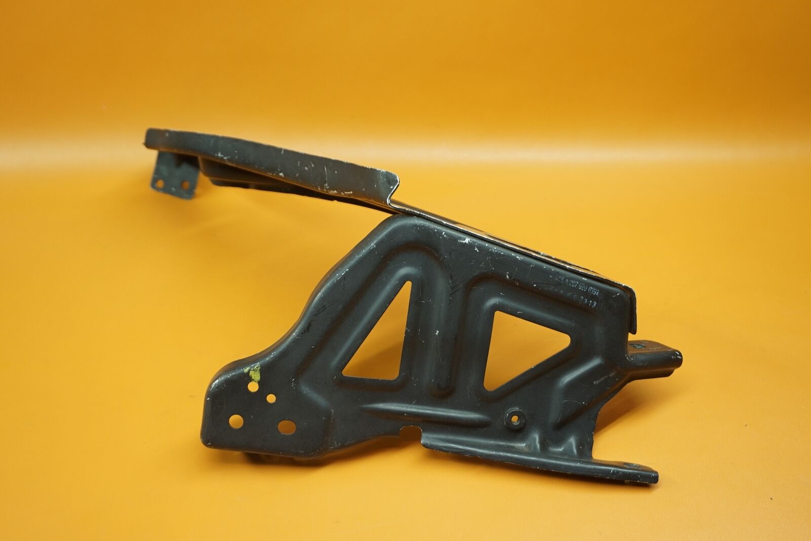 MERCEDES BENZ E350 SUPPORT BRACKET LEFT 2010 2011 2012 2